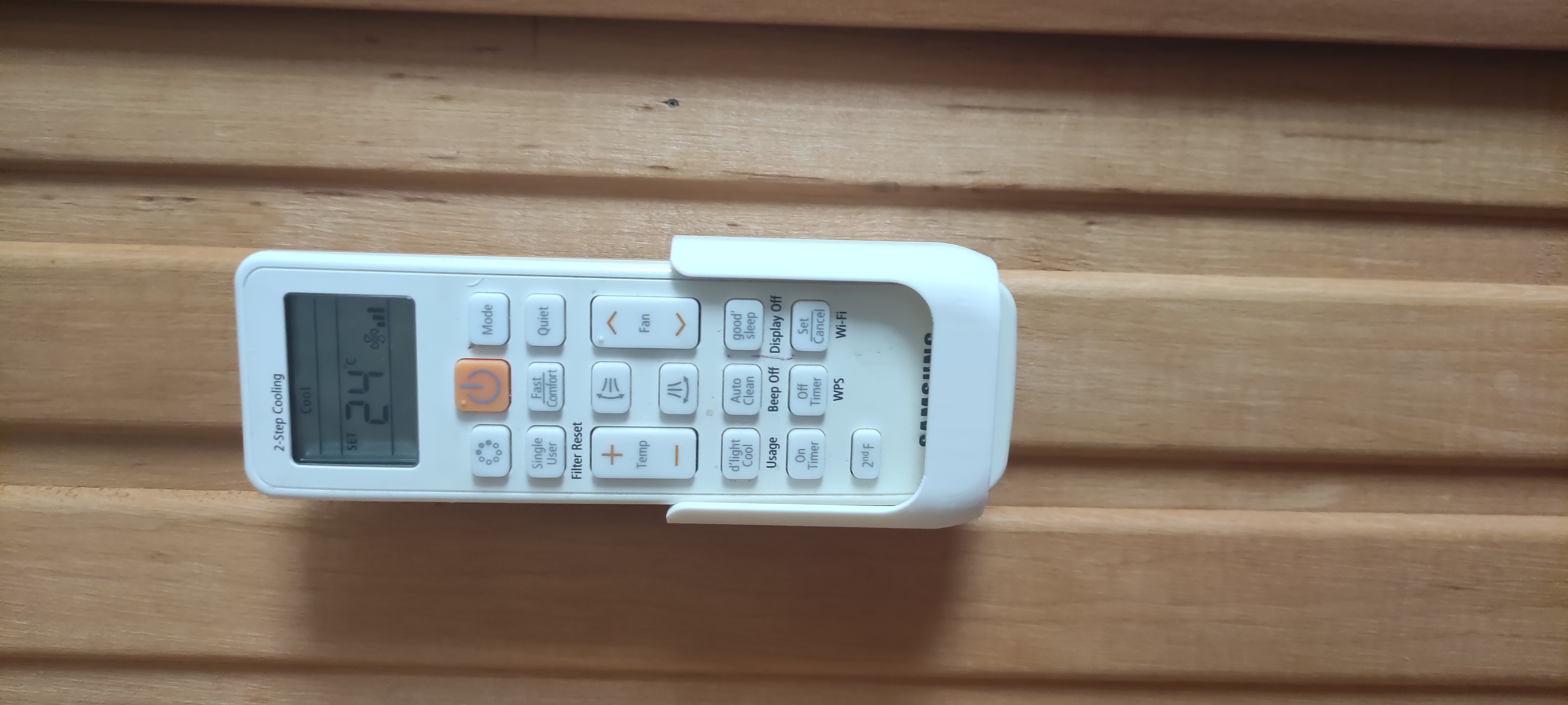 Samsung air conditioner remote holder by Karolis | Download free STL ...