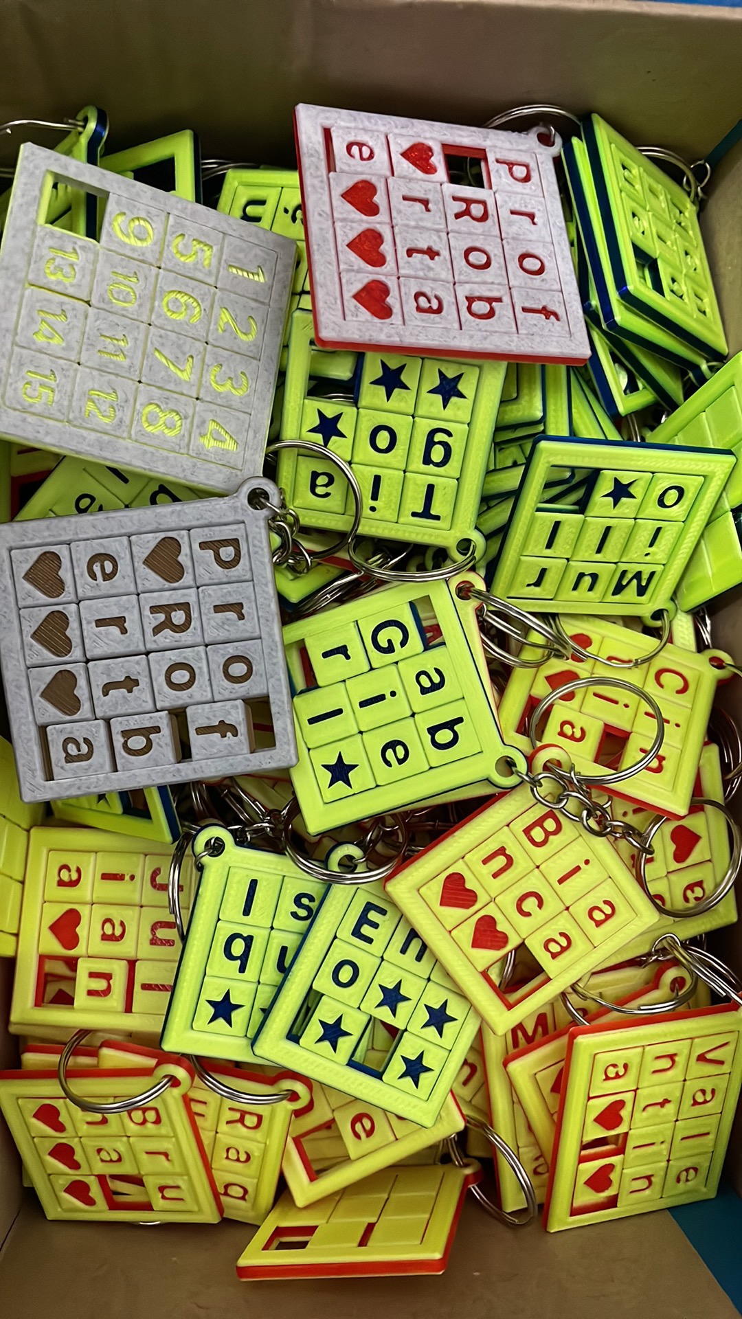 Slider Puzzle Keychain+Customizable+Generator by Victor Mateus Oliveira ...