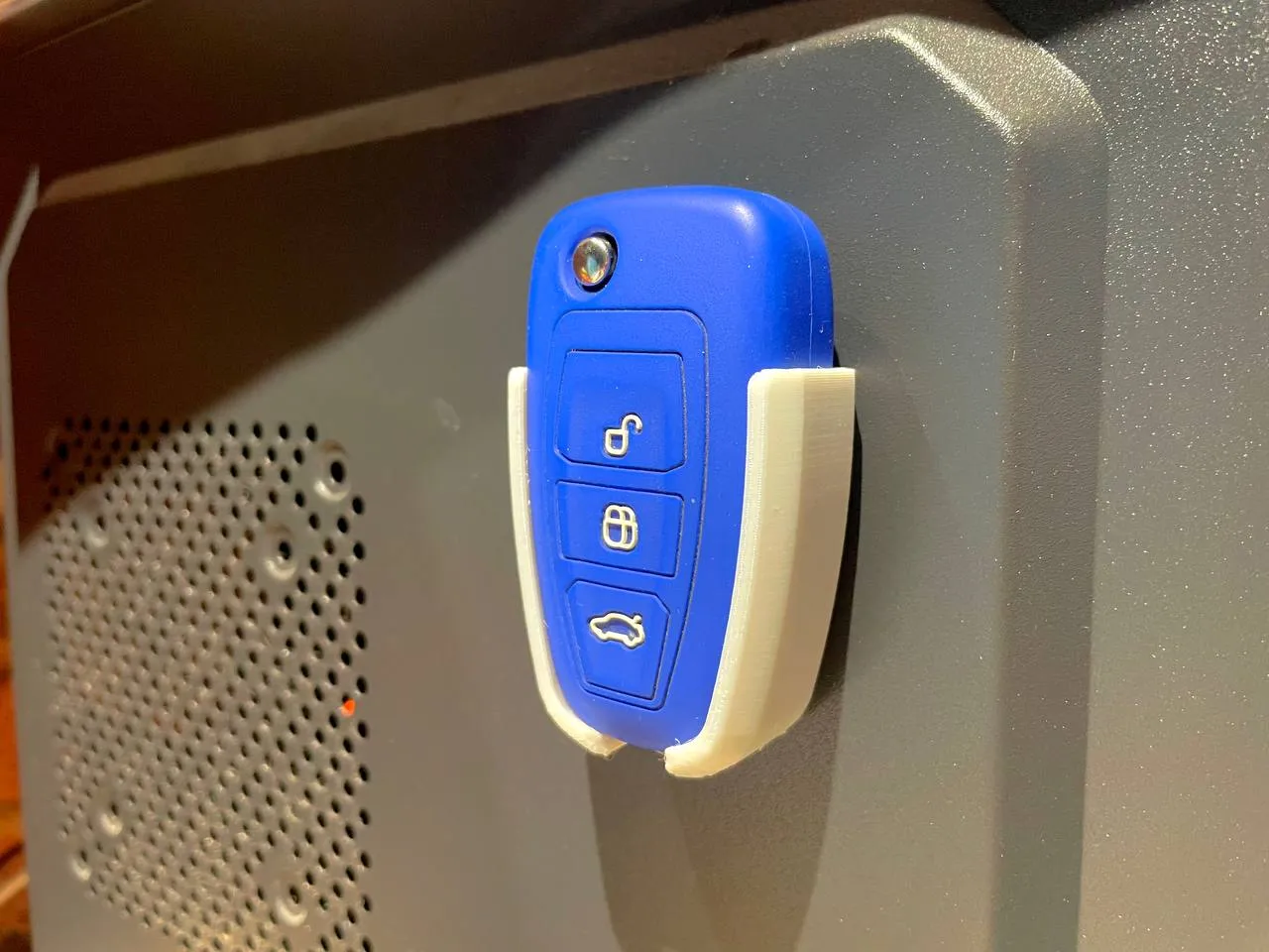 Colgador llave Ford - Ford key holder by David | Download free STL ...