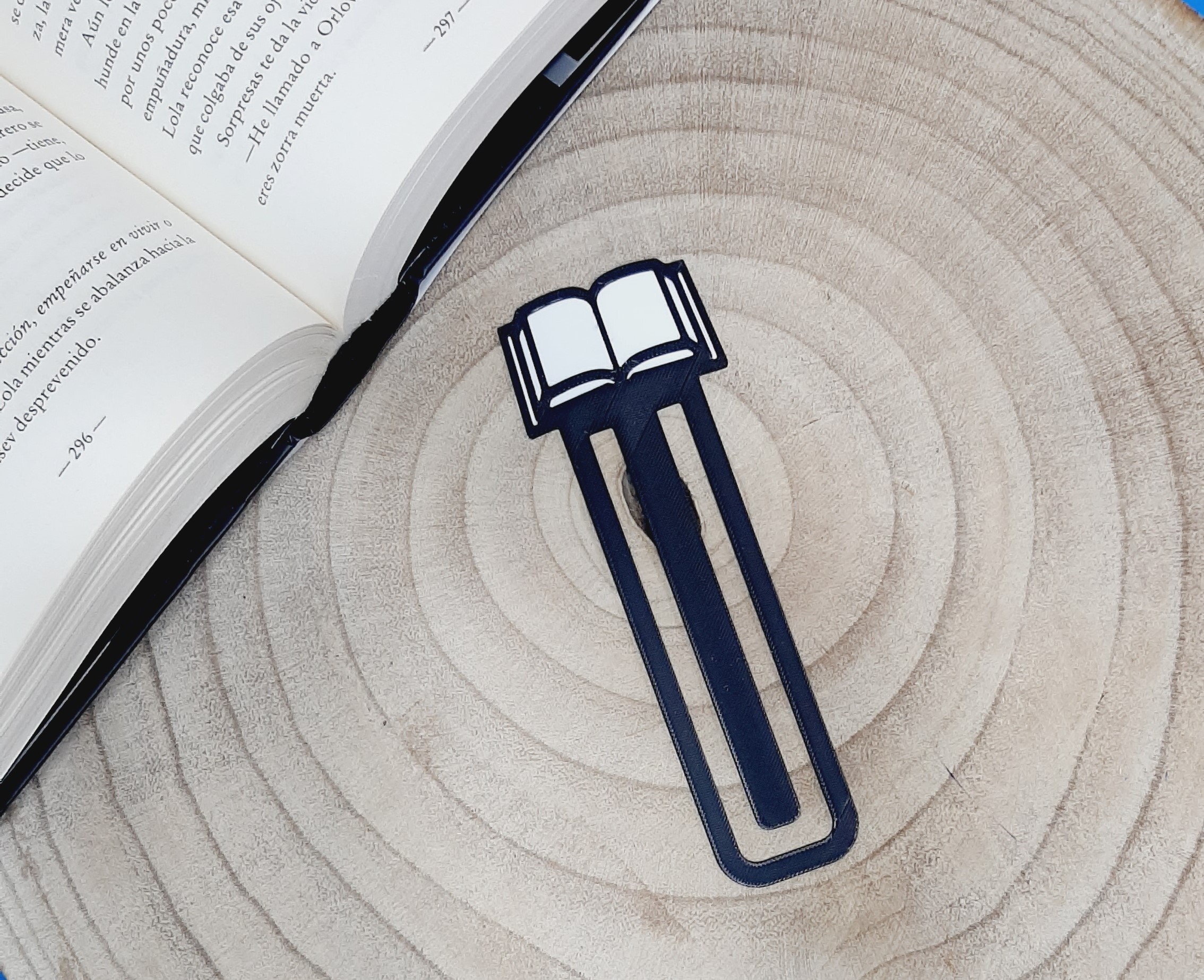 Book bookmark by Franchescor | Download free STL model | Printables.com