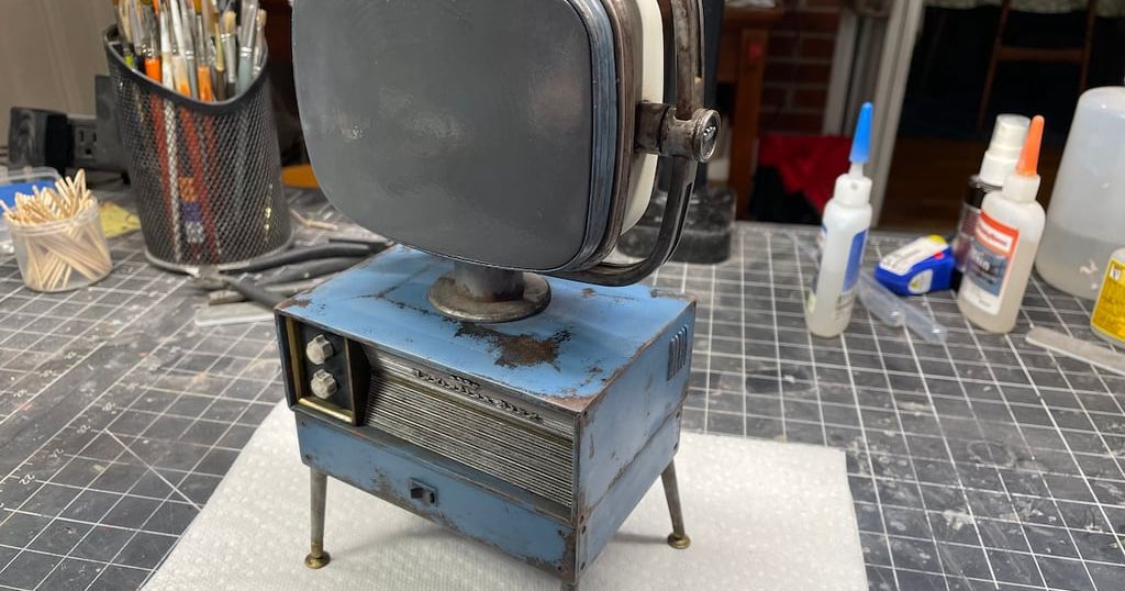 Fallout Radiation King Television 1/4 Scale by khattoum@yahoo.com ...