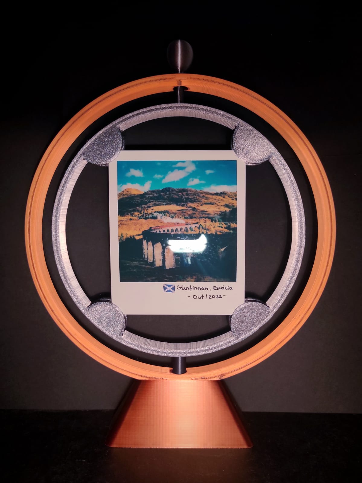 Dual Instax Picture Rotating Frame by 3Doodling | Download free STL ...