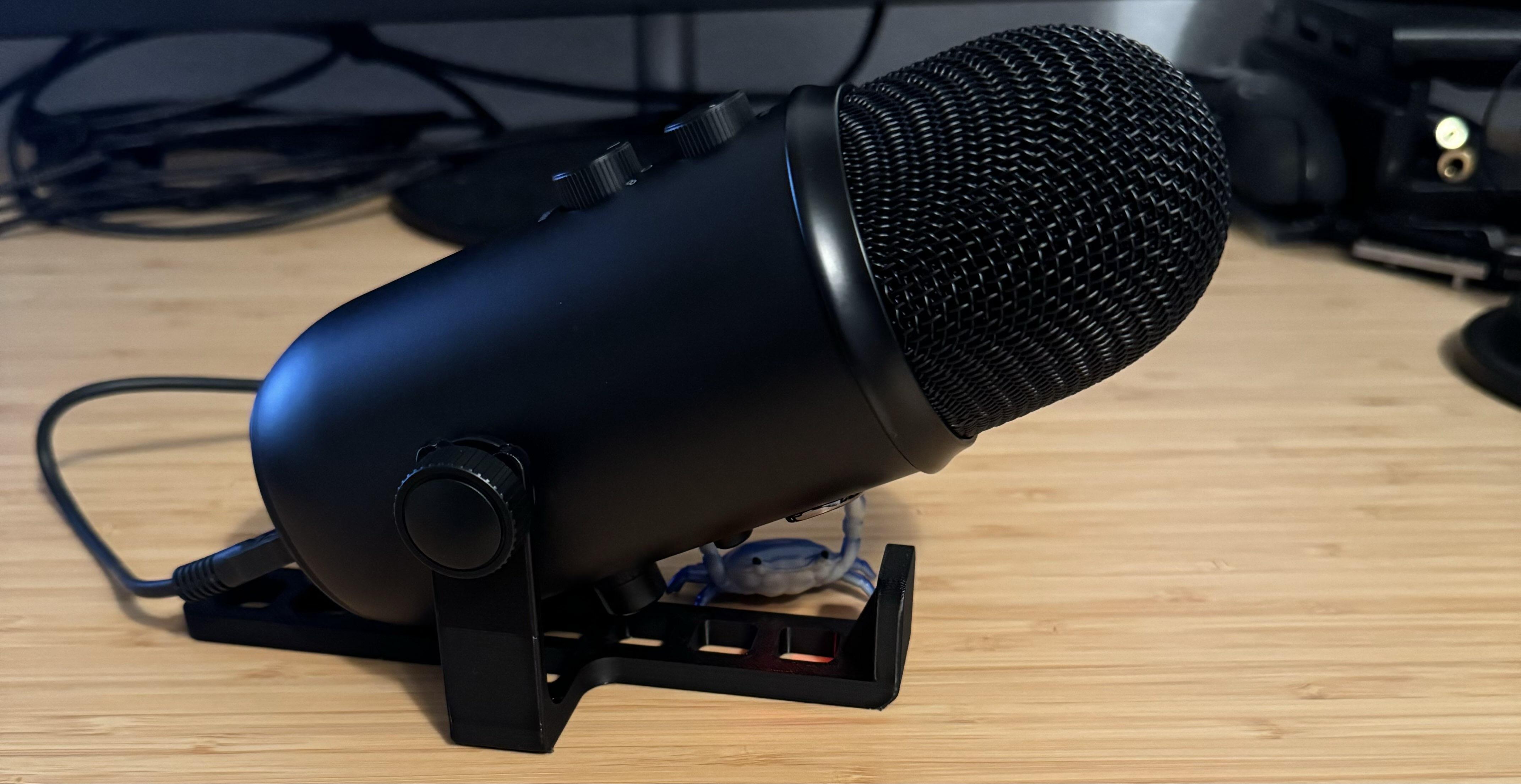 Low Profile Blue Yeti stand by Sheepo | Download free STL model ...