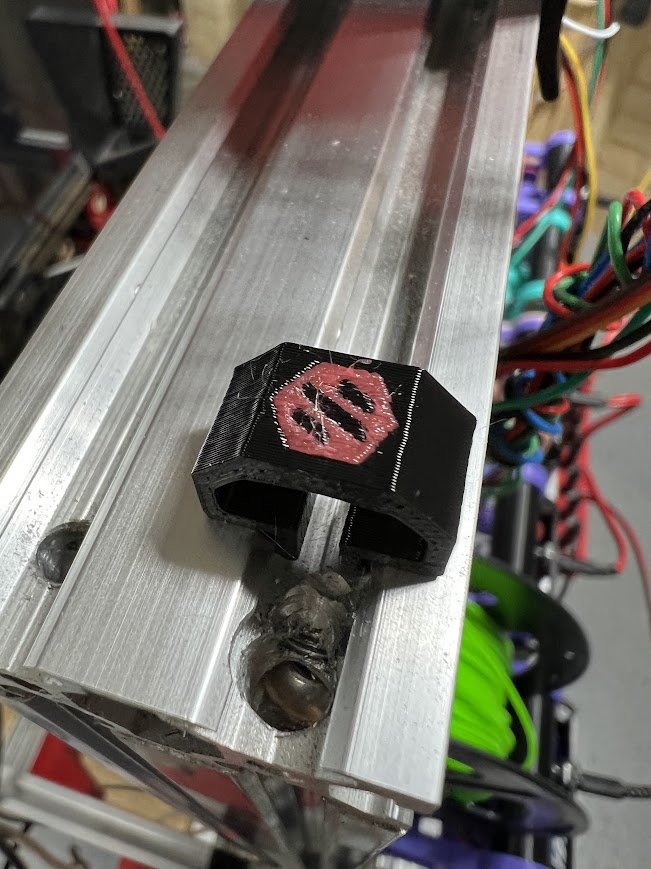Voron 2020 Cable Clip remix for color print by robertgriffiths ...