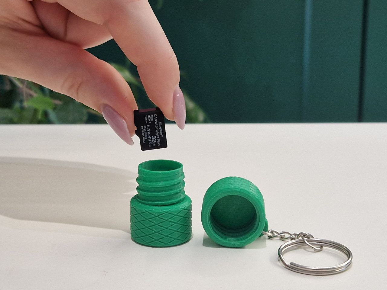 Tiny Perfect Jar Keychain by Hodzinets | Download free STL model ...
