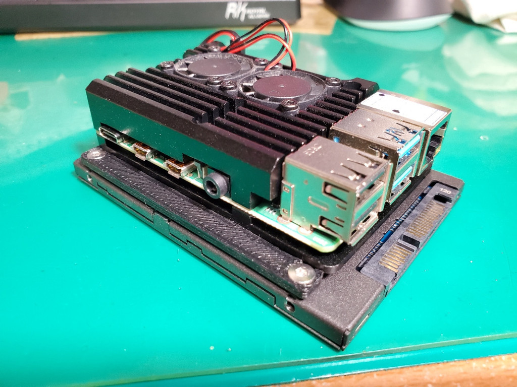 Raspberry Pi mount for SSD by nhchiu | Download free STL model ...