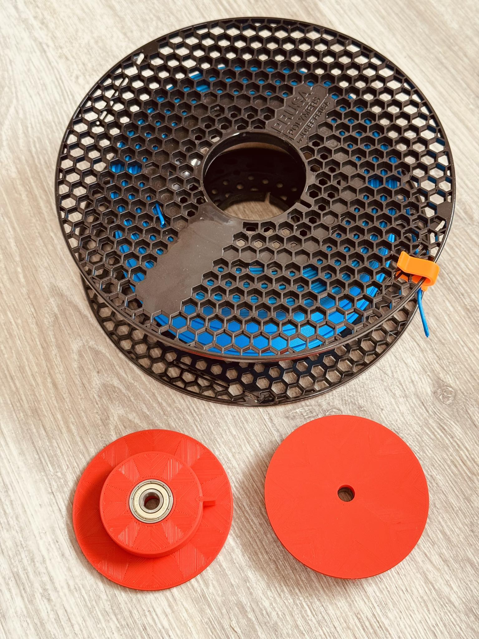Plug for Prusa - Prusament filament spool reduction by Michal Truhlář ...