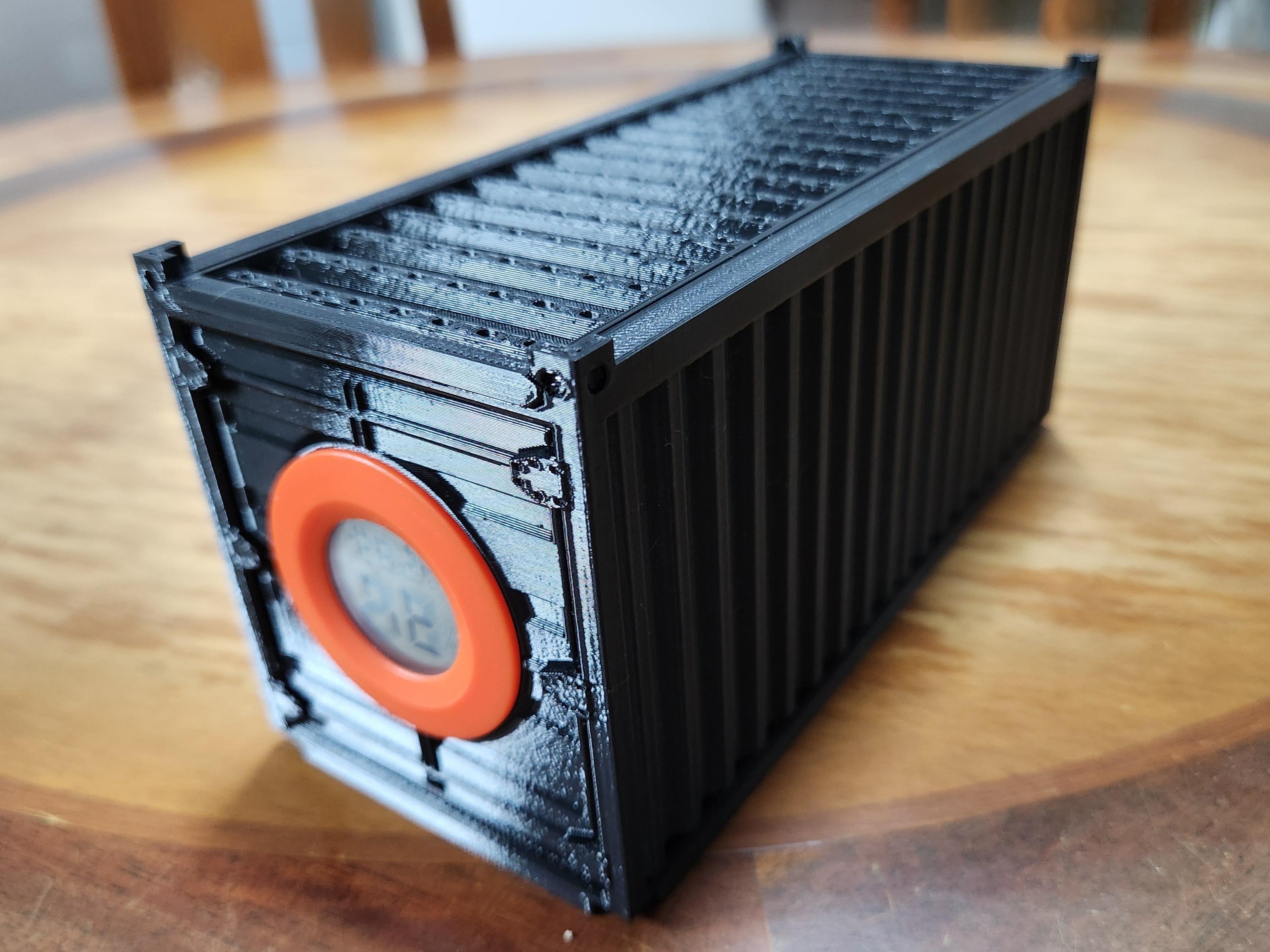 Shipping Container with Silica Gel and Round Thermometer / Hygrometer ...