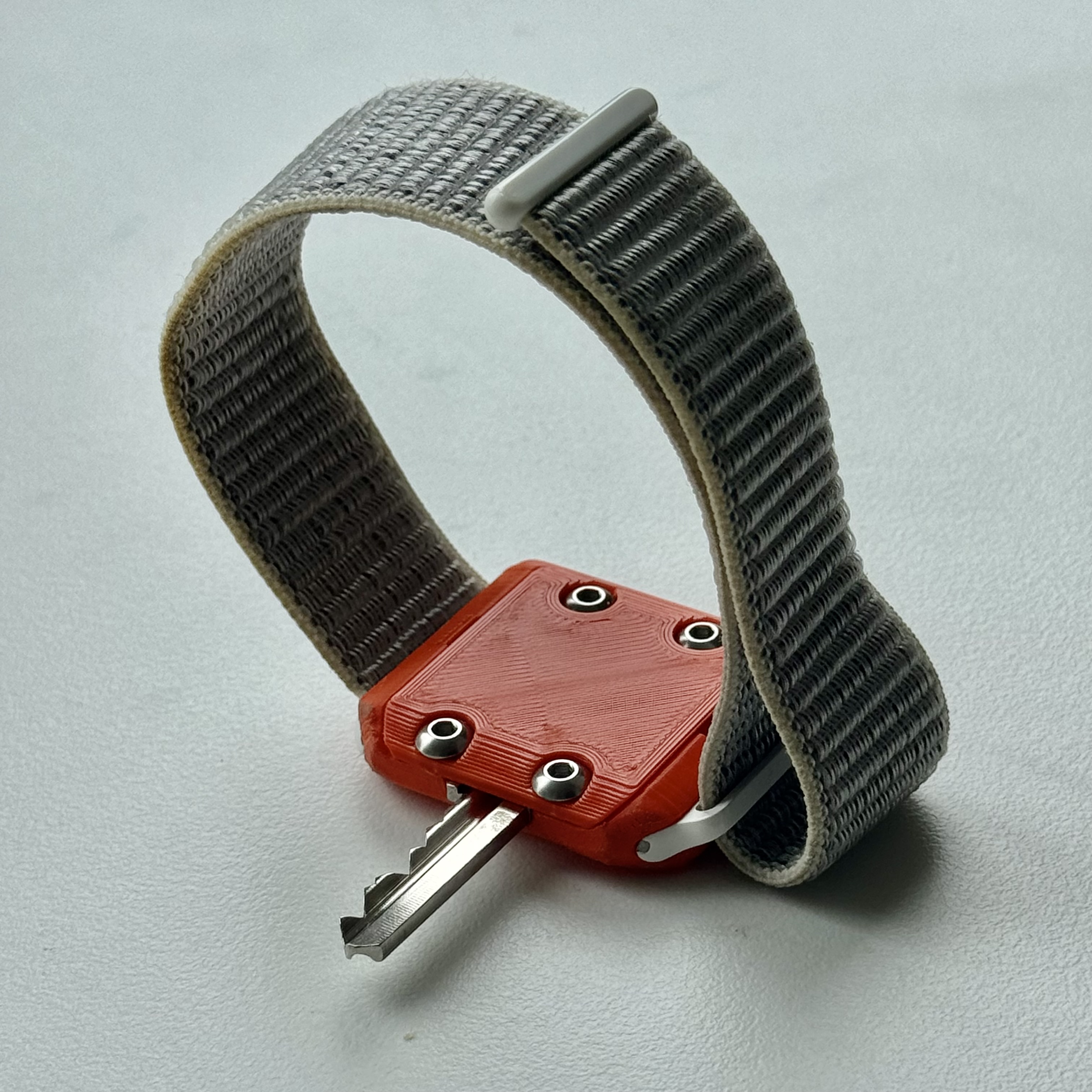 Apple Watch Gym Key Holder by woelpi | Download free STL model ...