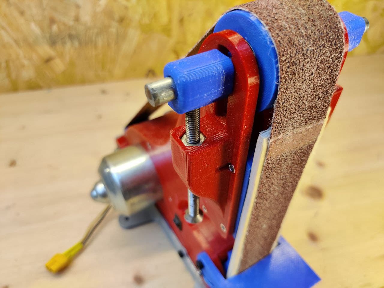 3D Printed Belt Sander / Grinder by El1as.F | Printables Store
