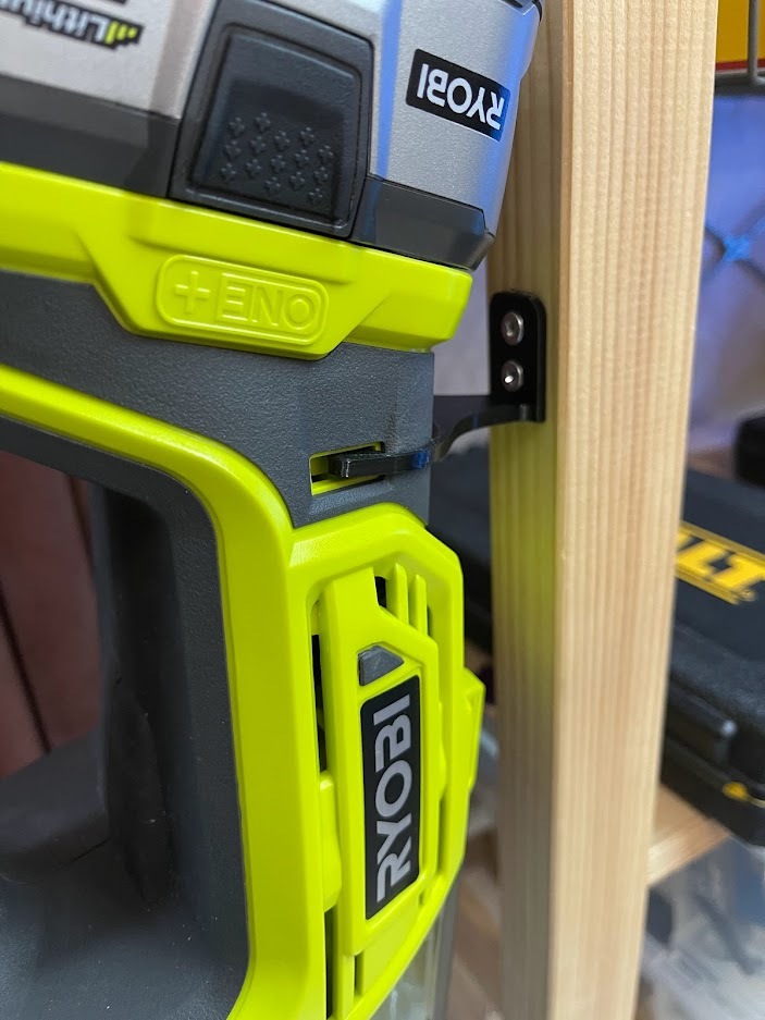 Ryobi ONE+ R18HVF Vacuum vertical stand clip by artyfarty | Download ...
