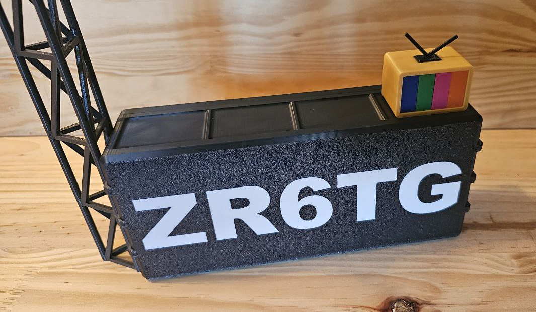 Amateur Radio Station Callsign Display by tomvdb | Download free STL ...