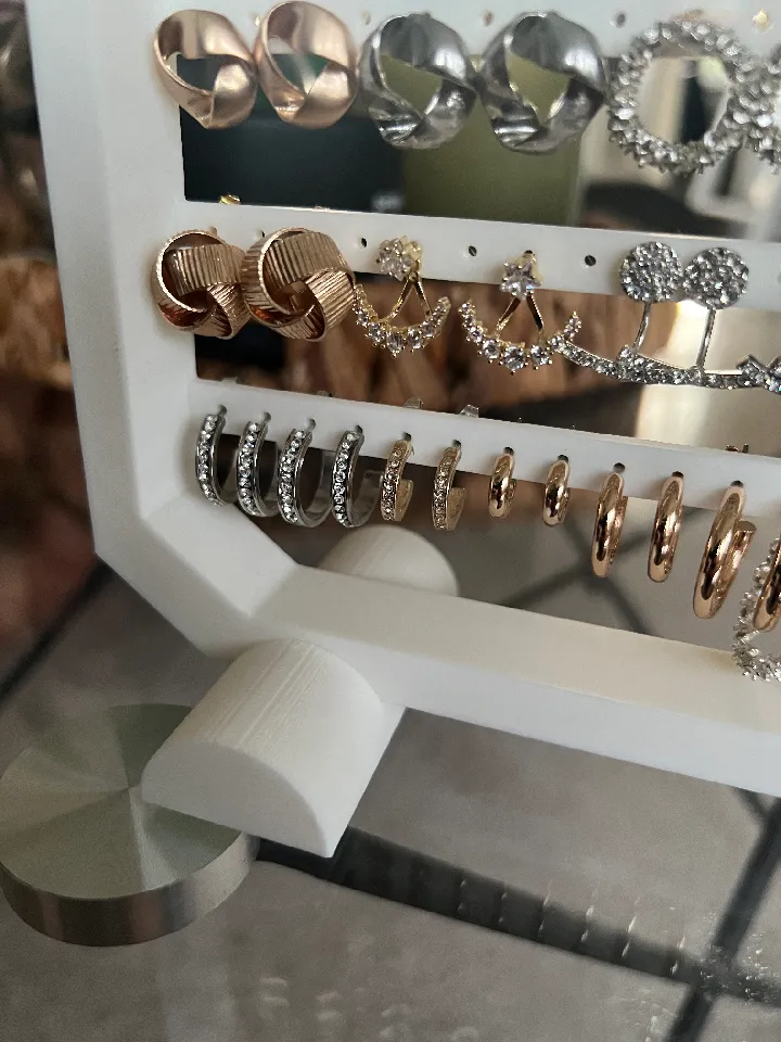 Earring holder by tommycederlund | Download free STL model | Printables.com