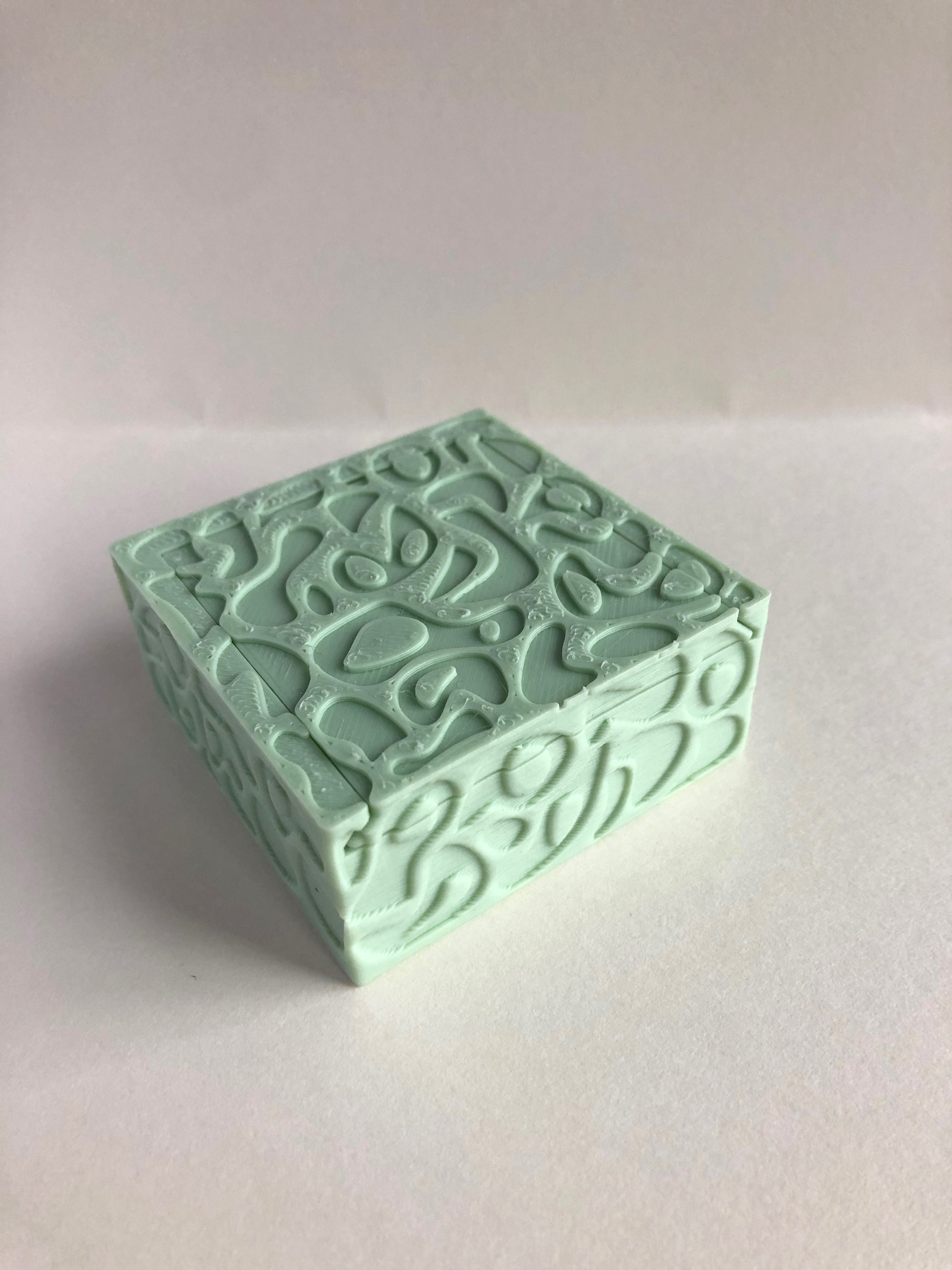 Sliding Lid Box with pattern by Anna Müller | Download free STL model ...
