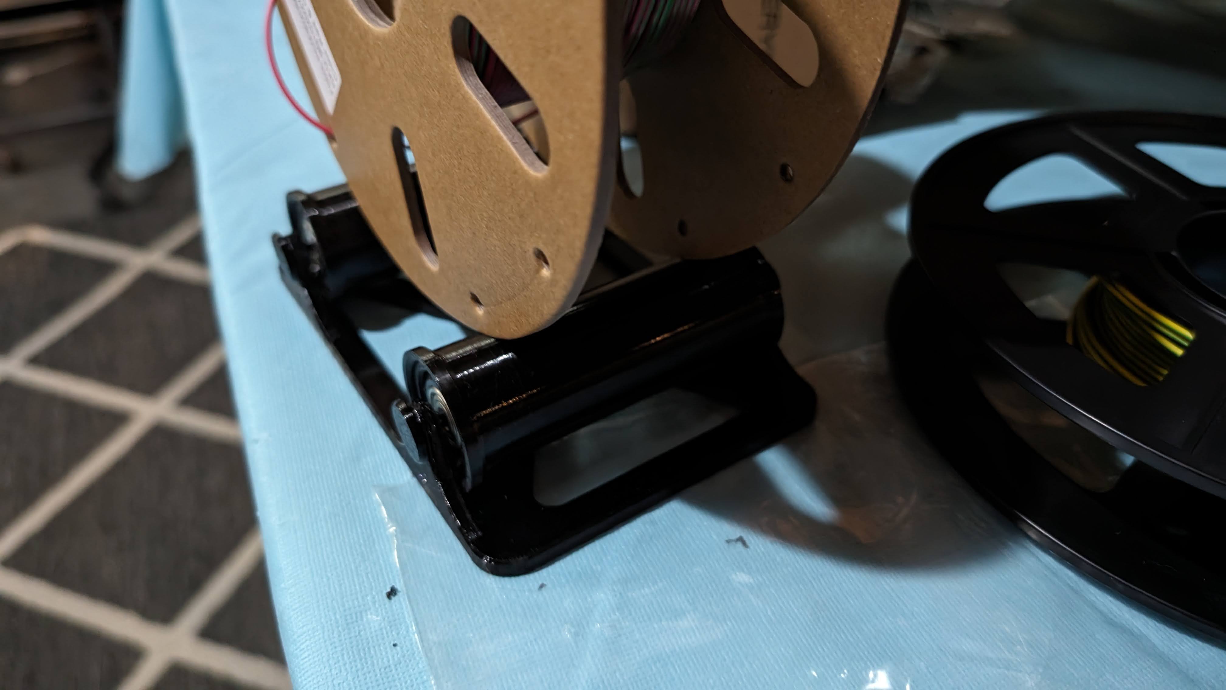 Filament Spool Roller for various bearings by GutterGames_CA | Download ...