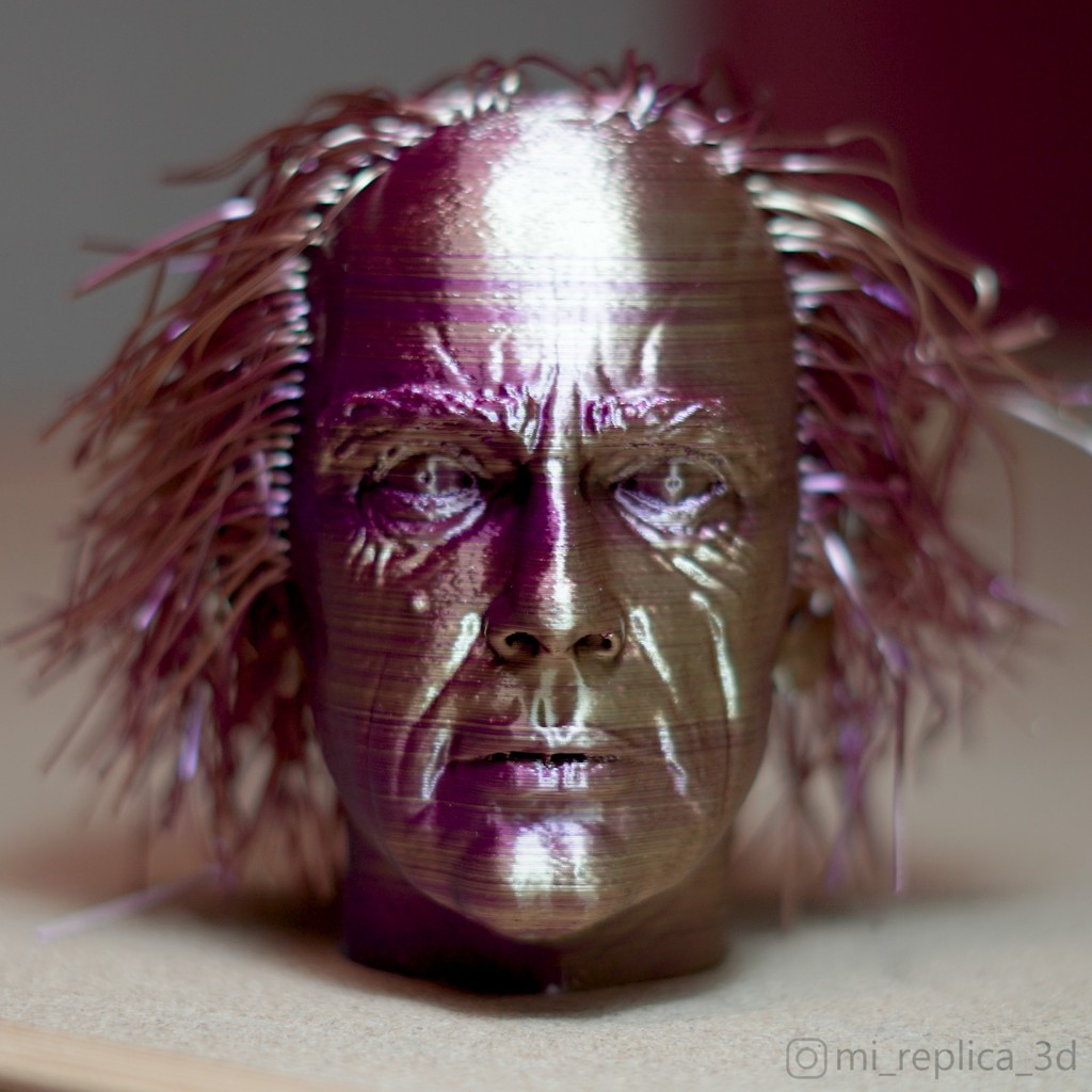 Back to the String: Doc Brown by Mi Réplica 3D | Download free STL ...