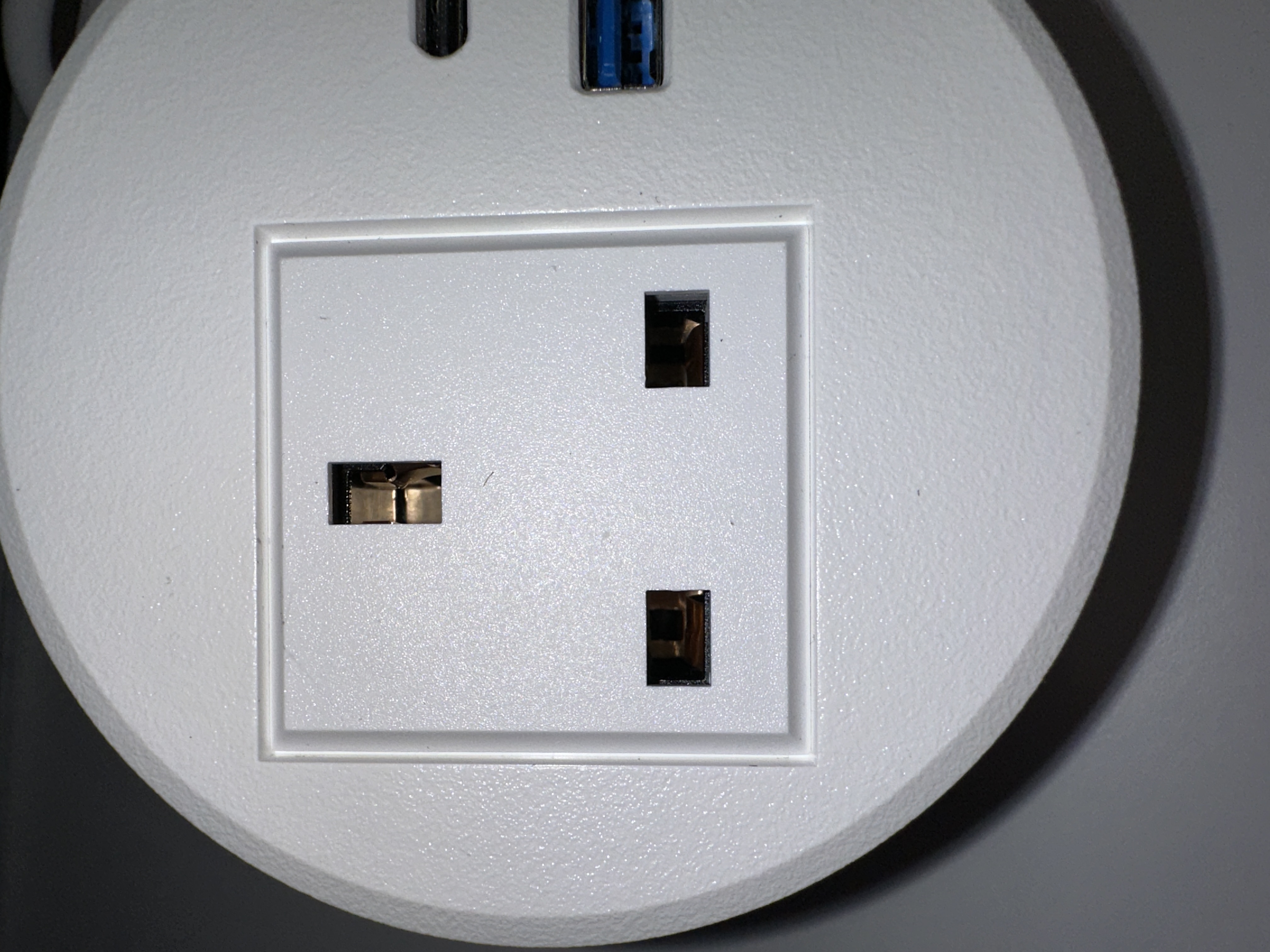 UK 13A Plug Safety Cover by Ememell | Download free STL model ...