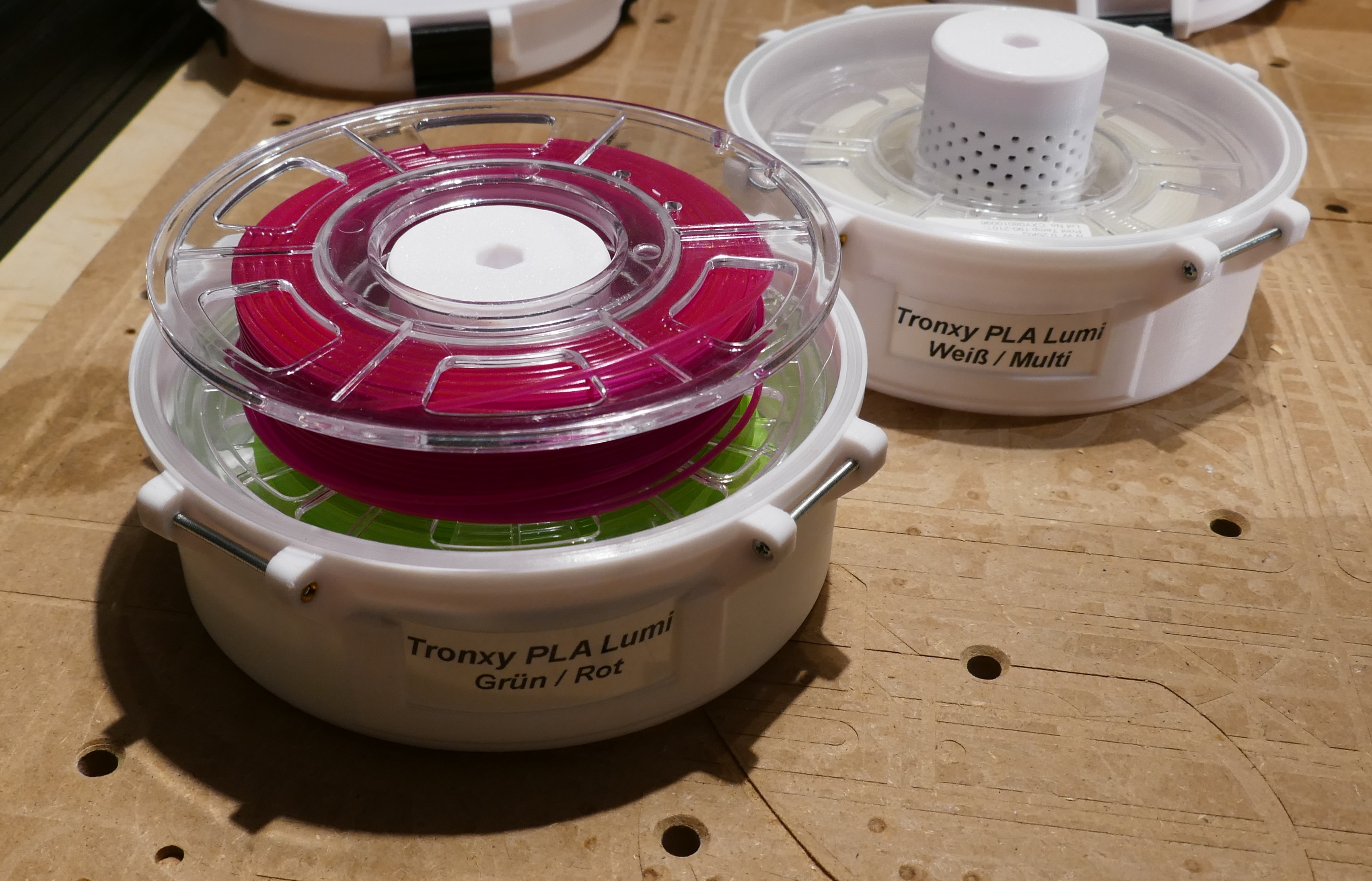 Filament Spool storage Box 250g Spools by K2ij3 | Download free STL ...