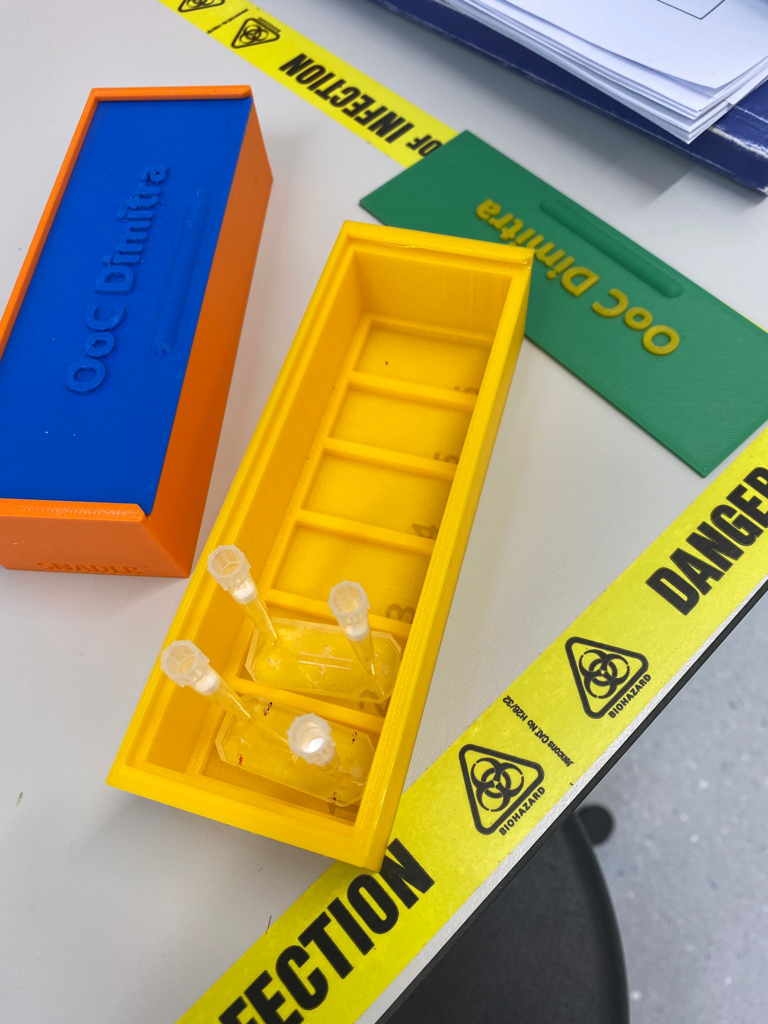 Microfluidics chip box by Serge Nader | Download free STL model ...