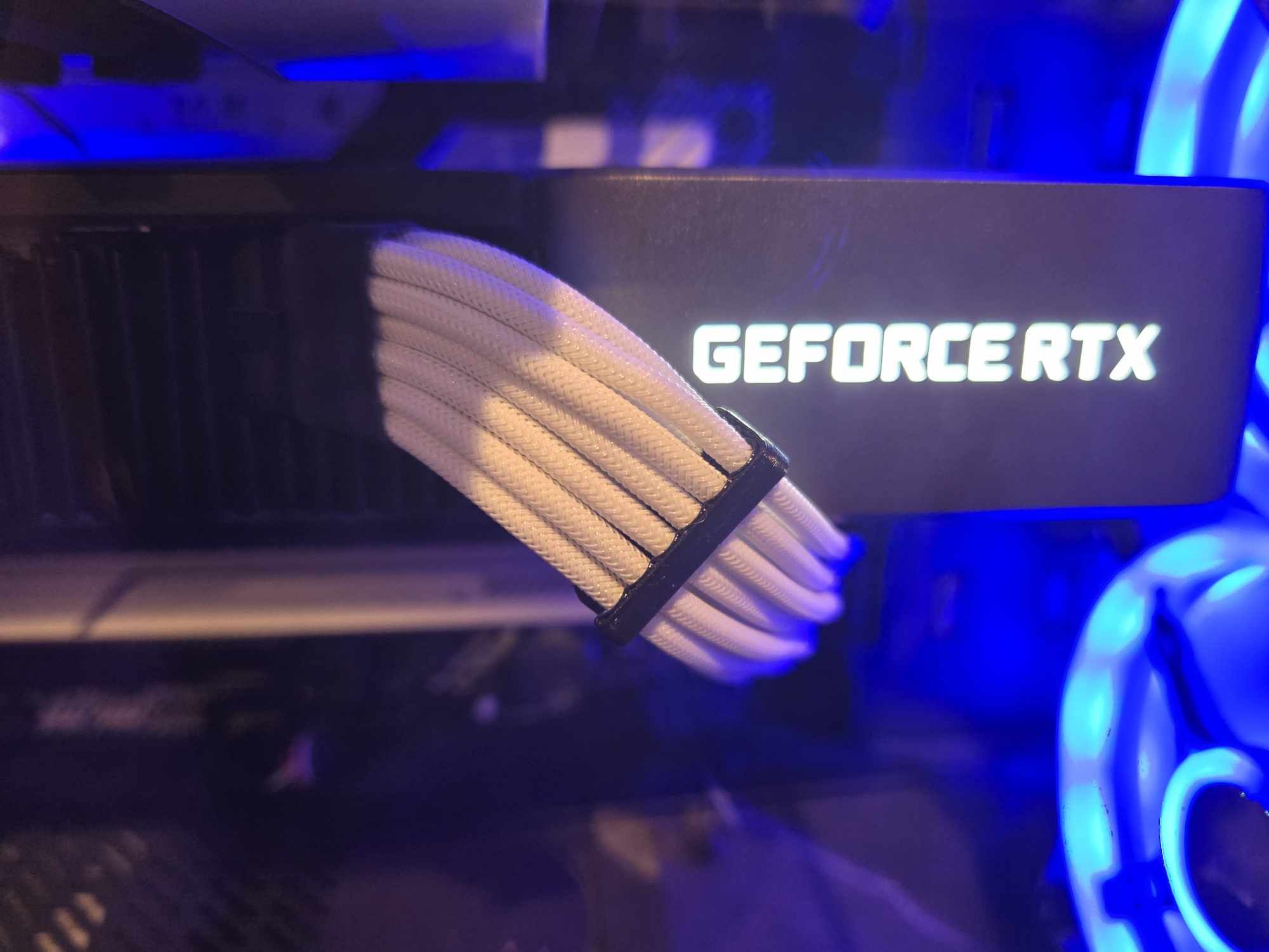 12 Pin GPU Cable Comb by IBot07 | Download free STL model | Printables.com