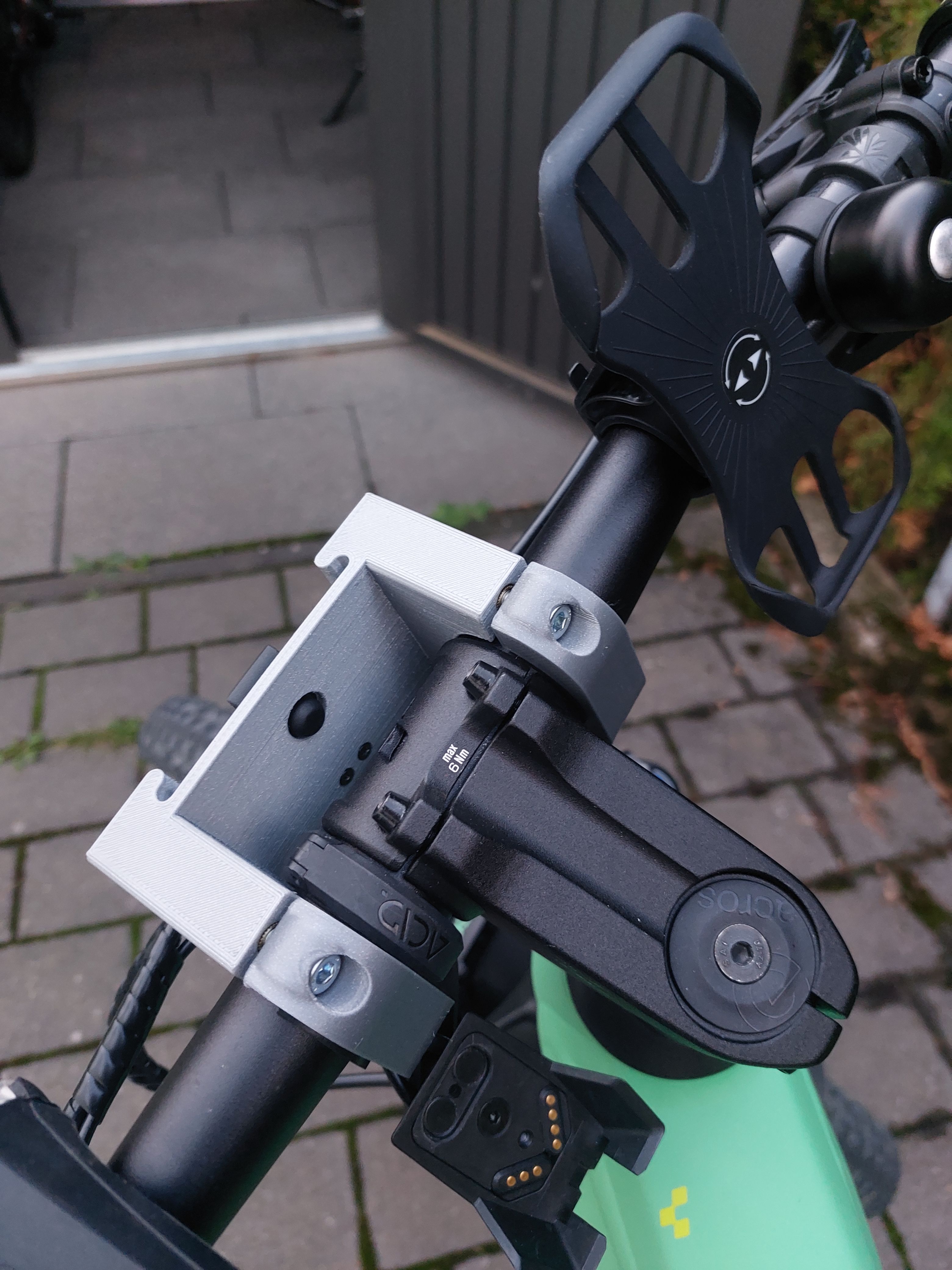 Tchibo Bike Basket Adapter for MTB Handlebar by Nico W. | Download free ...