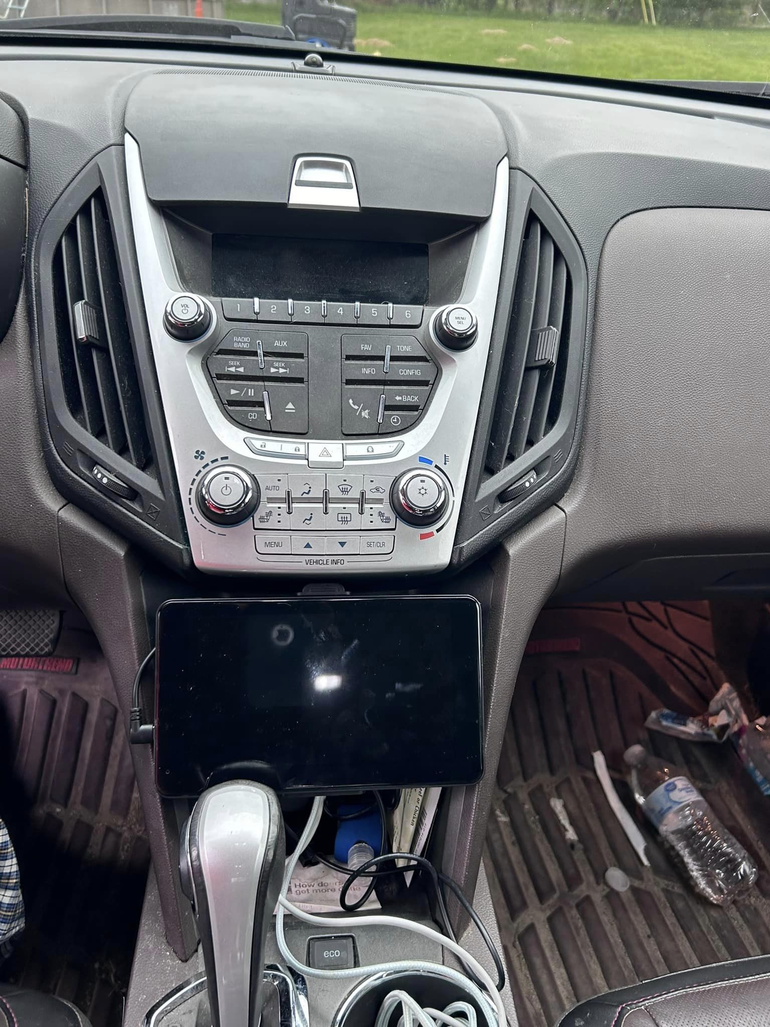 2010-2017 Equinox Carplay Screen Mount by Ryan Huntsman | Download free ...