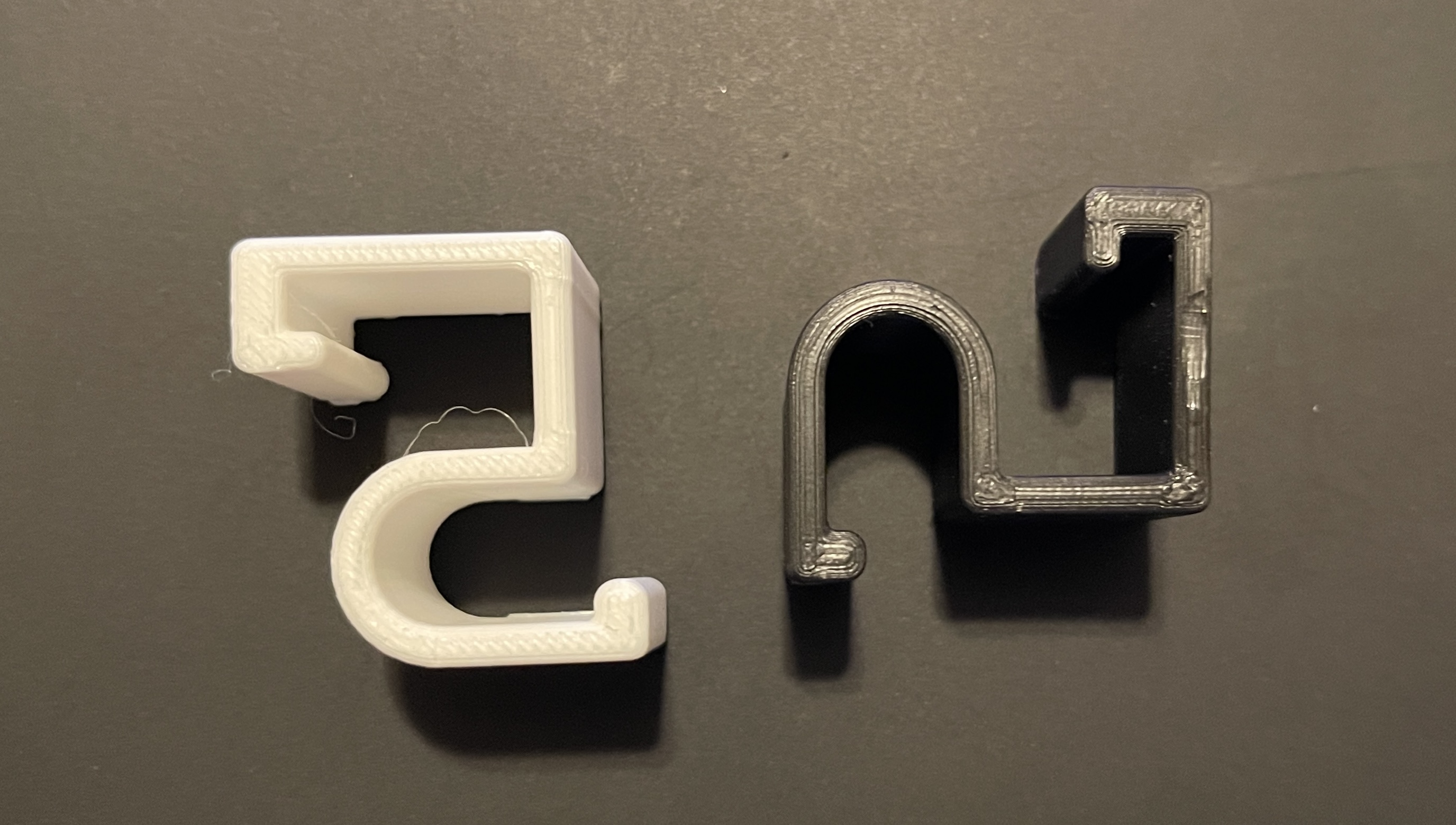 Garbage Can Grocery Bag Hook v4 by JRomer79 | Download free STL model ...