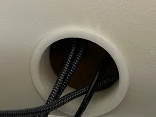 TV Cable Hole Beauty Cover - Kabeldeksel by 73pctGeek | Download free ...