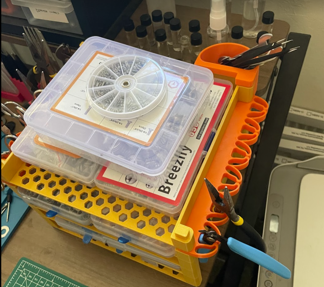 Stackable Shelf with Accessories by PatricktheBiosteamist | Download ...