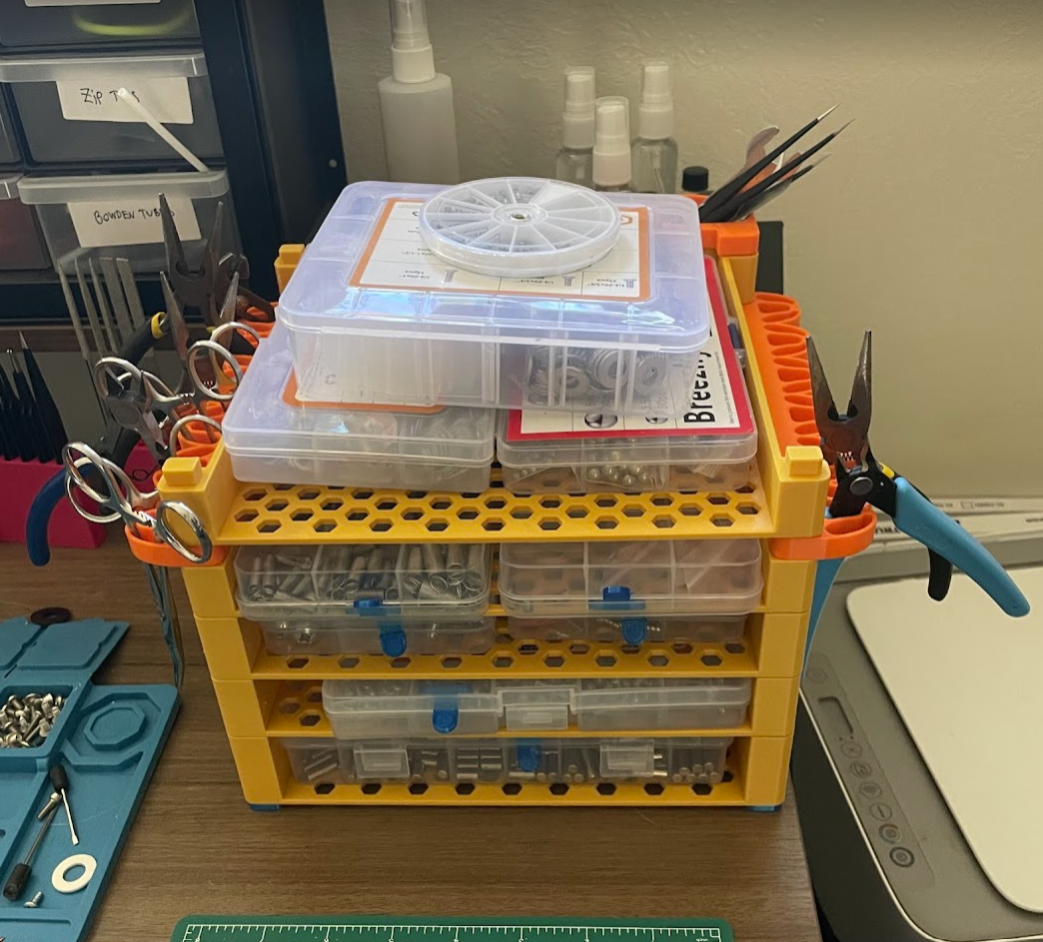 Stackable Shelf with Accessories by PatricktheBiosteamist | Download ...