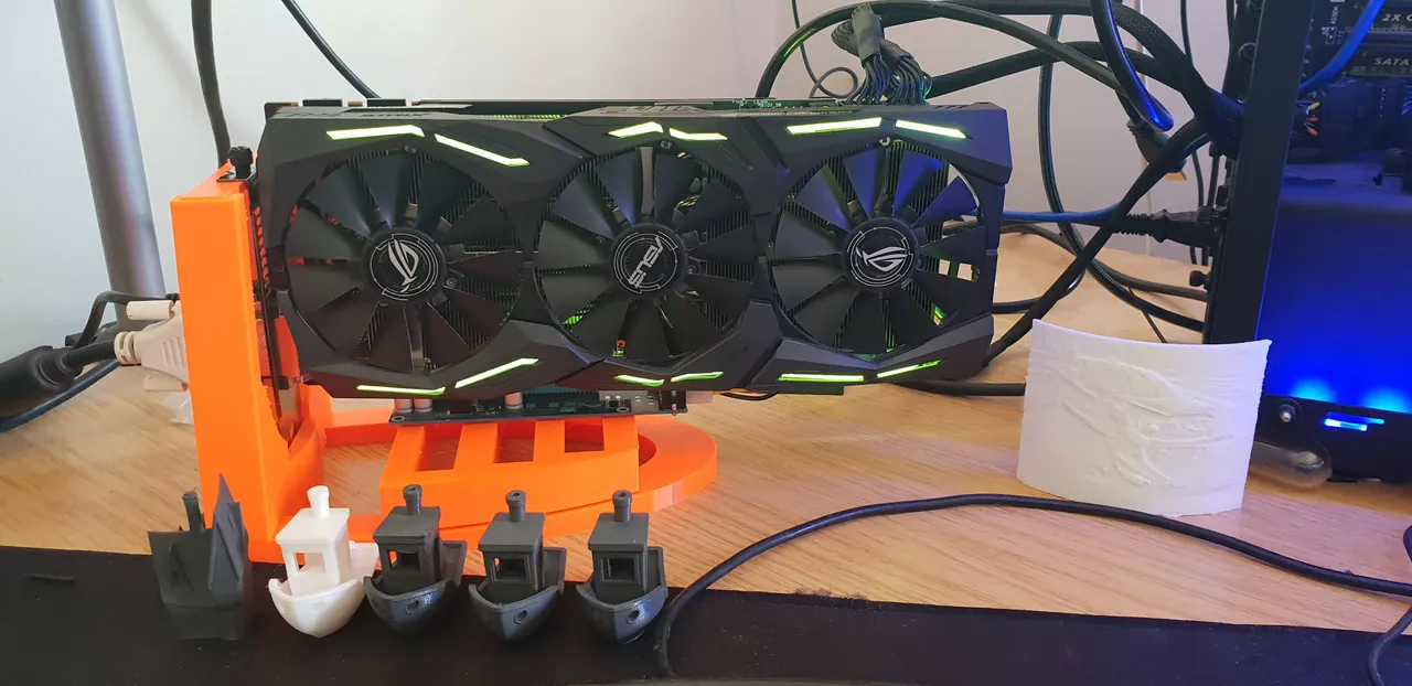 GPU Holder by Rowbs | Download free STL model | Printables.com