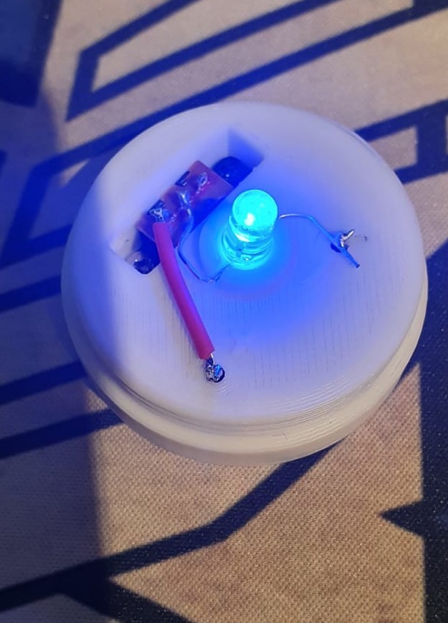 Crystal LED Light with battery (CR2032) by KnoppersDE | Download free ...
