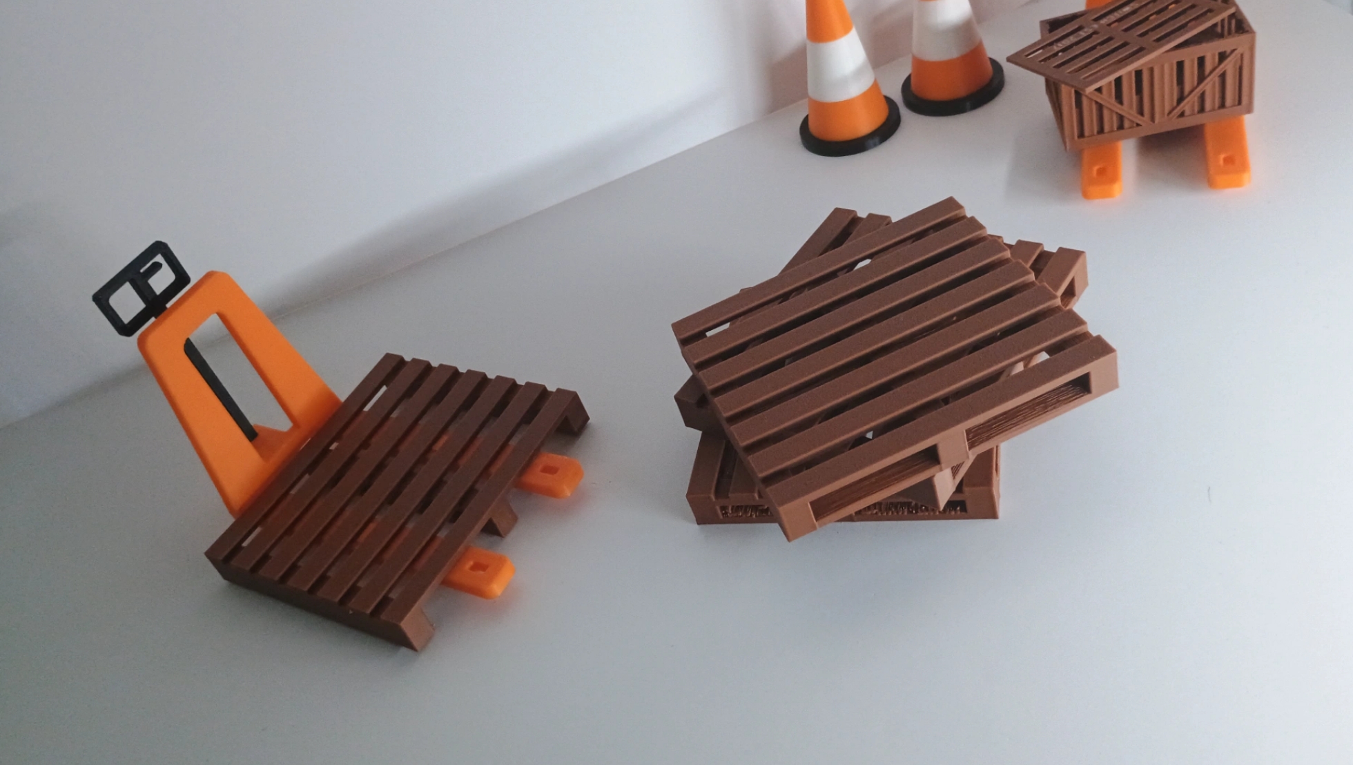 Pallet truck coaster set by 3Dealitydesigns | Download free STL model ...
