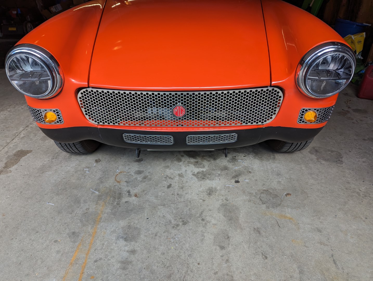 MG Midget 1500 - Front Turn Signal Cutout Fillers For 2" Beehive Lights ...