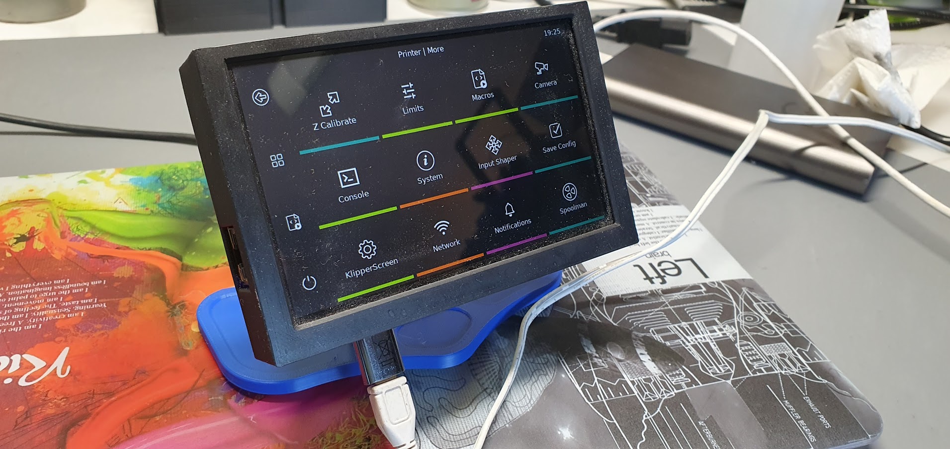 Bigtreetech Pad 5 Desk Stand by 3Dwork.io | Download free STL model ...