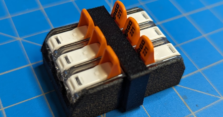 WAGO 221-2401 Inline Mount by theworkshope | Download free STL model ...