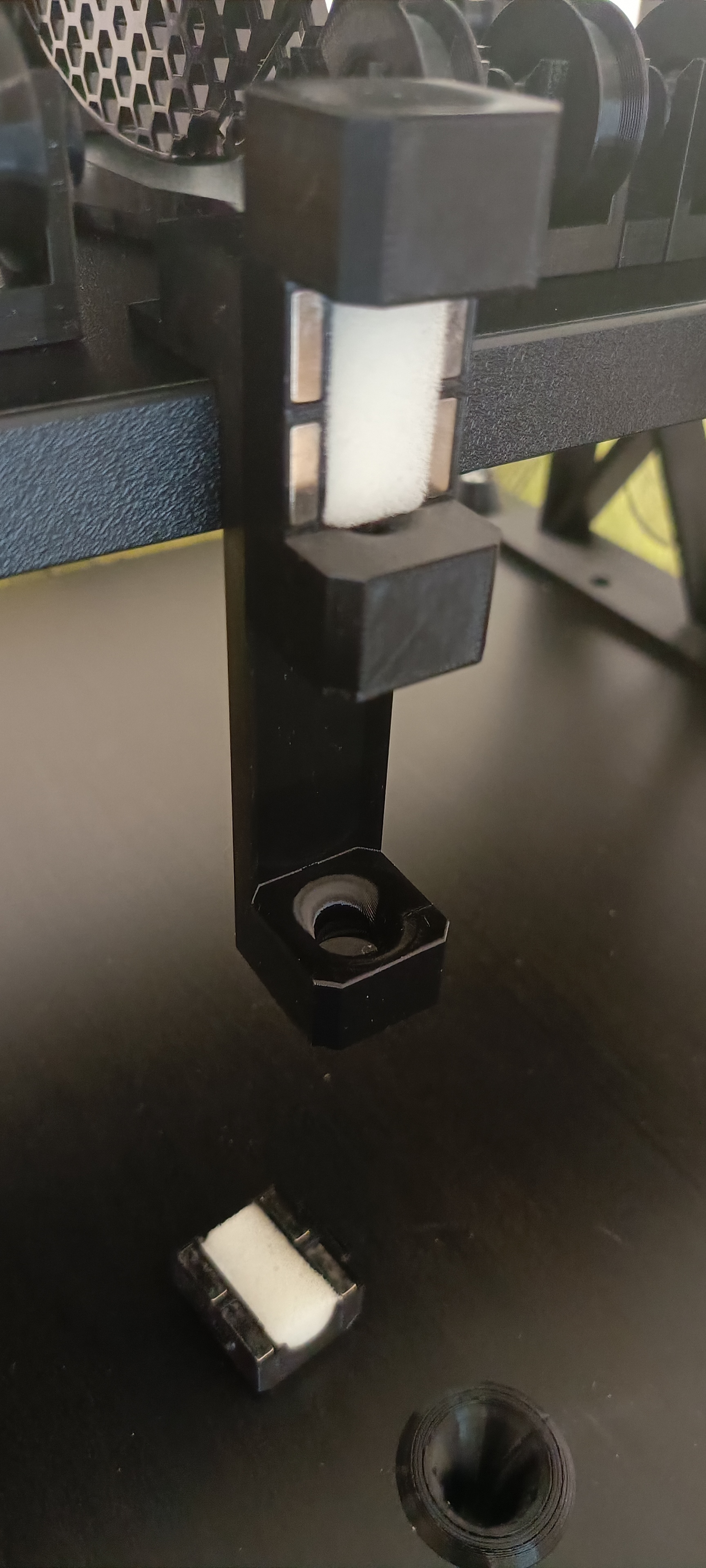 Filament cleaner - end stopper - guide by unit | Download free STL ...