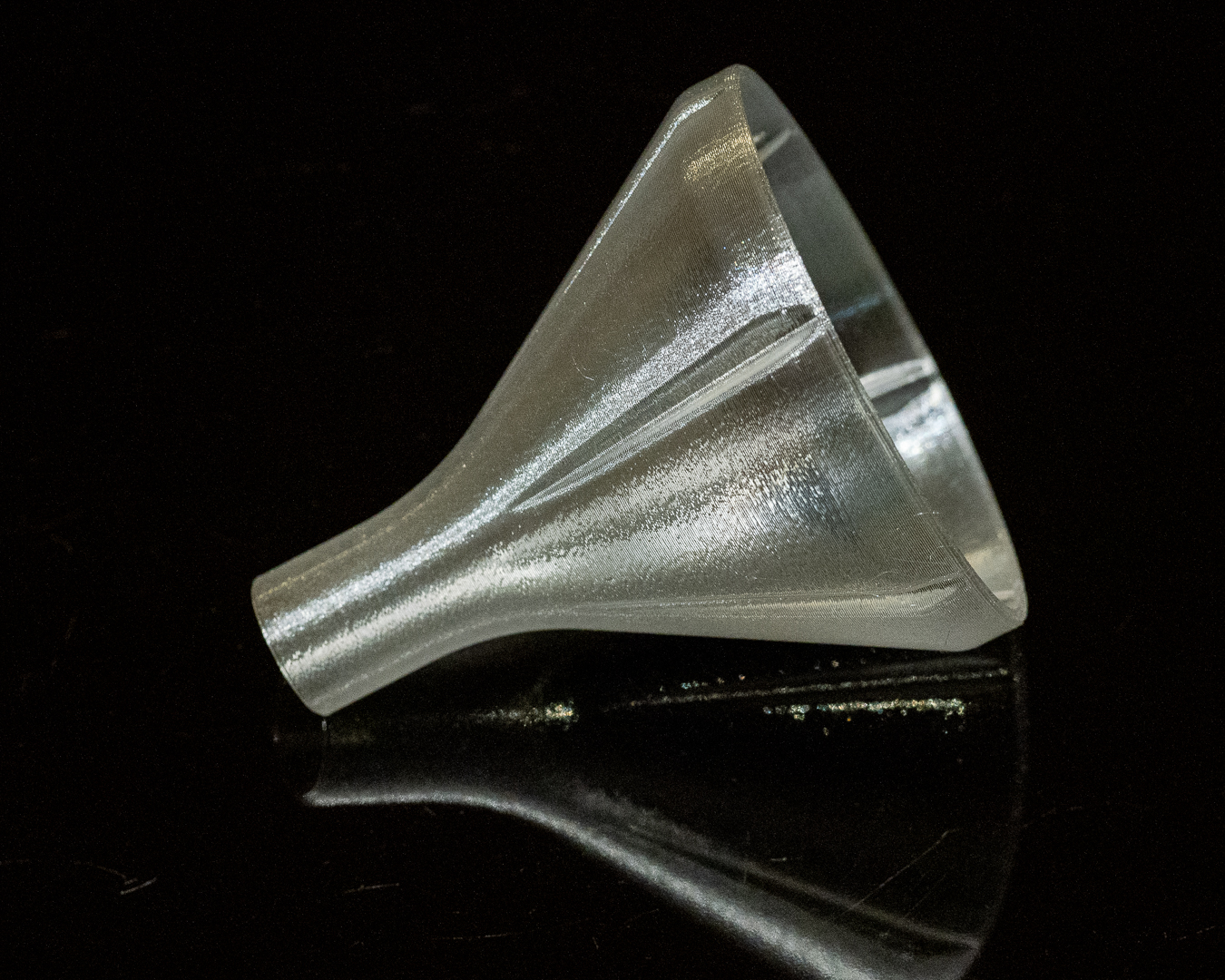 DISPOSABLE LABORATORY FUNNELS FULLY PARAMETRIC VASE MODE by Peter H ...