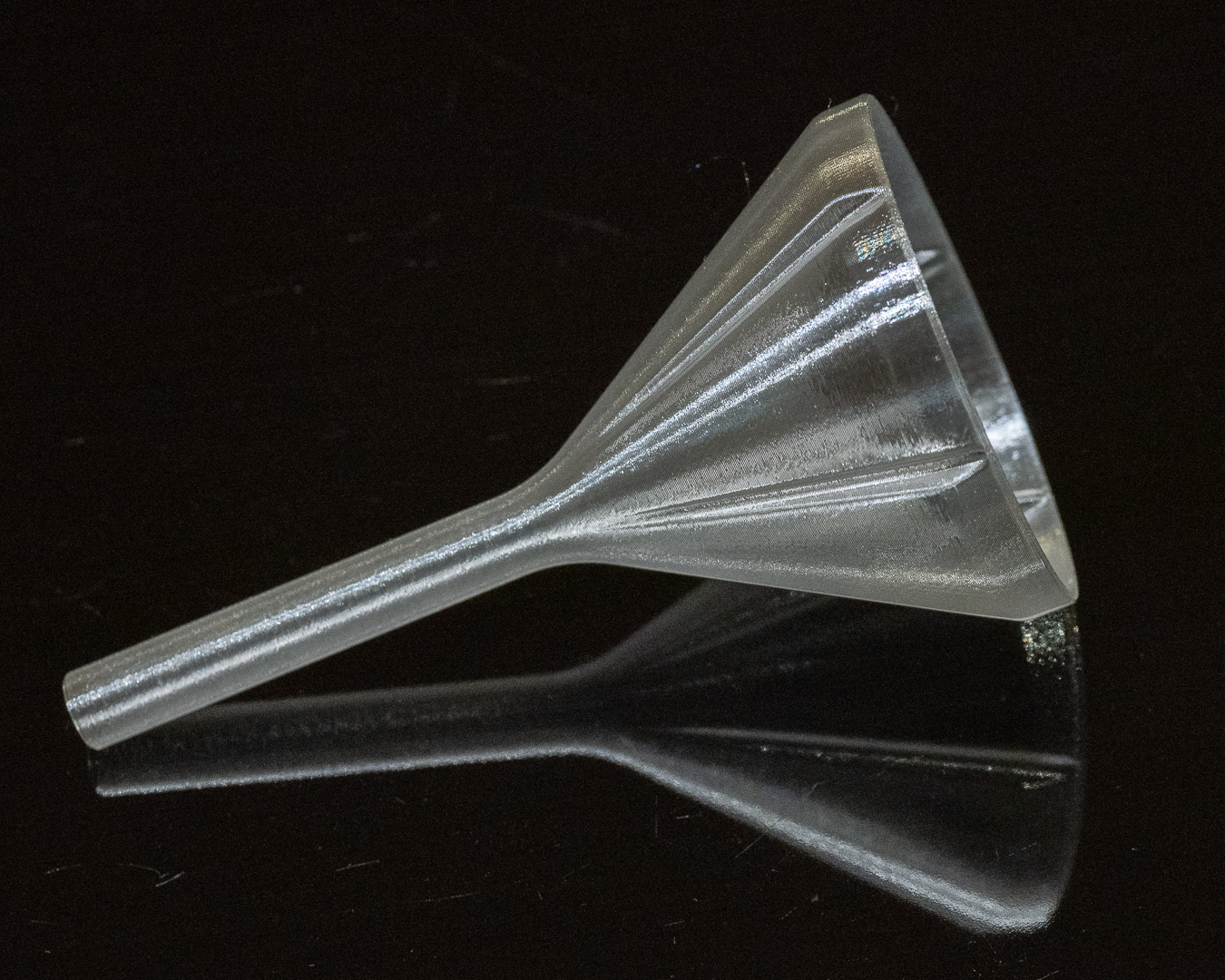 DISPOSABLE LABORATORY FUNNELS FULLY PARAMETRIC VASE MODE by Peter H | Download free STL model ...