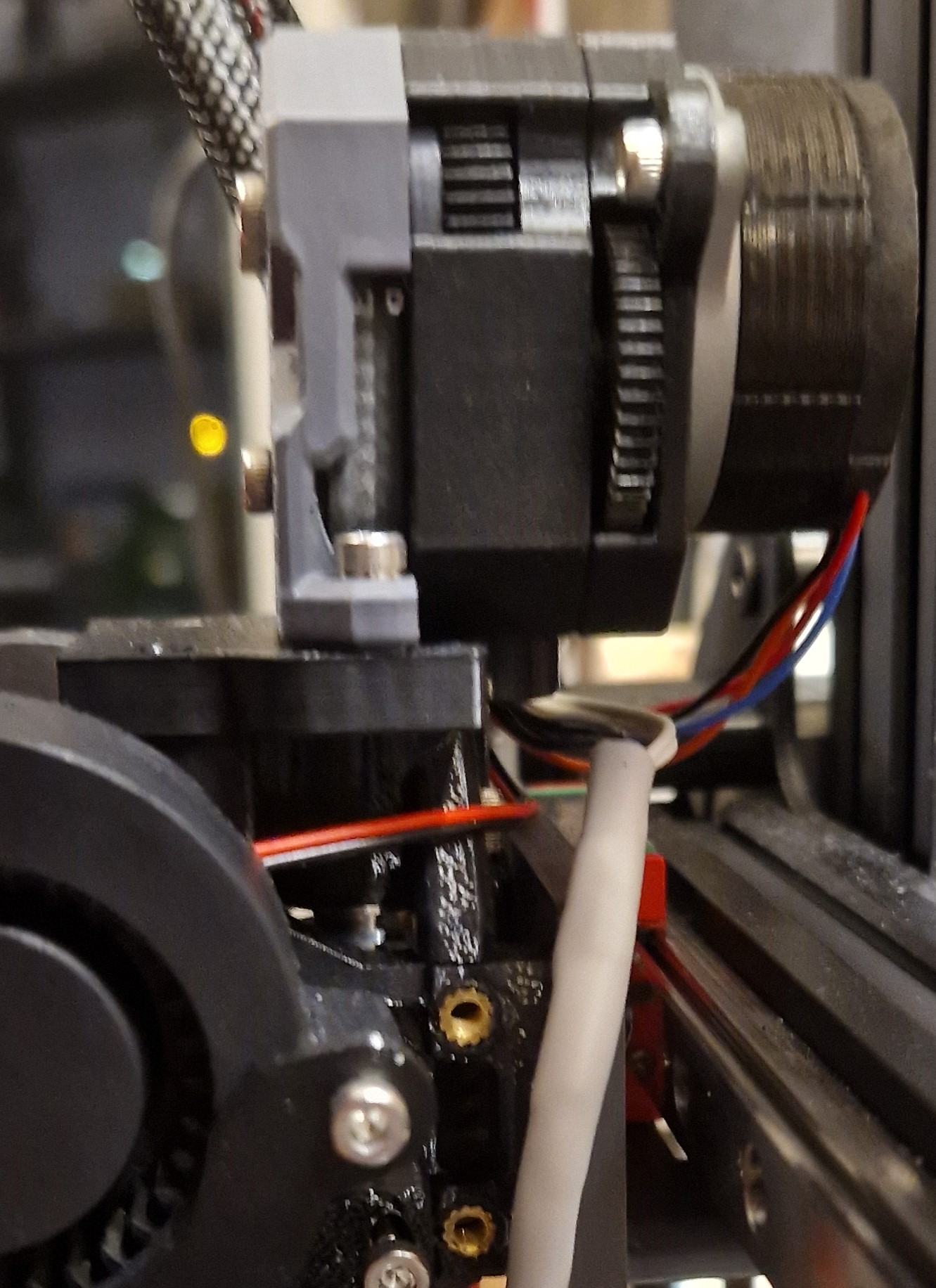Papillio Extruder Mount for HeroMe by UltraBrot | Download free STL ...