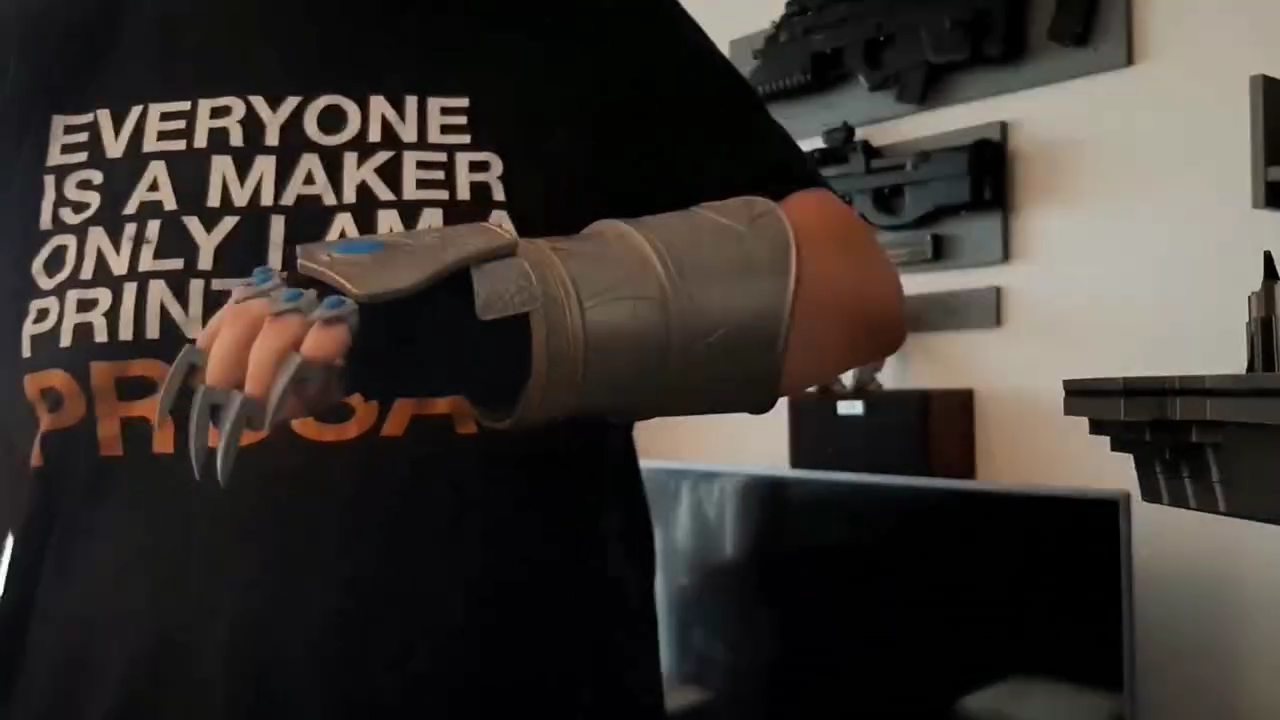 Stargate Jaffa Armour - Gauntlets by Martin | Download free STL model ...