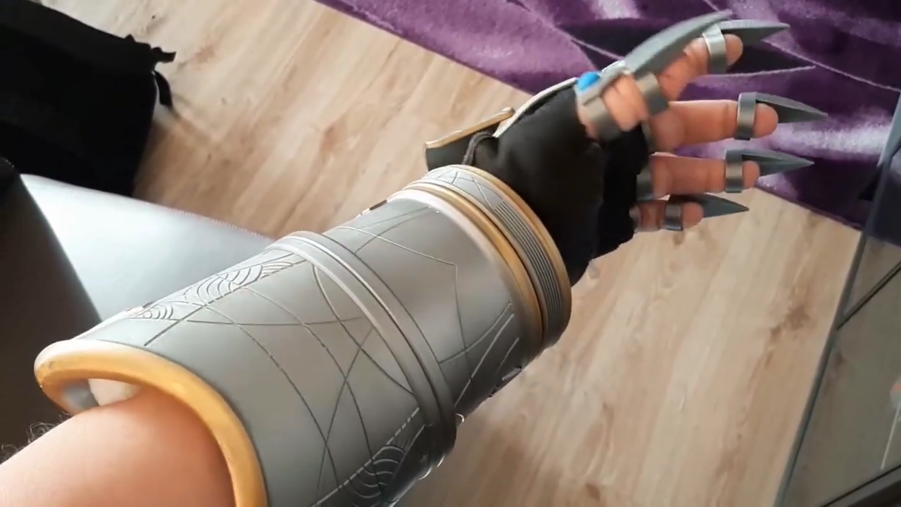 Stargate Jaffa Armour - Gauntlets by Martin | Download free STL model | Printables.com