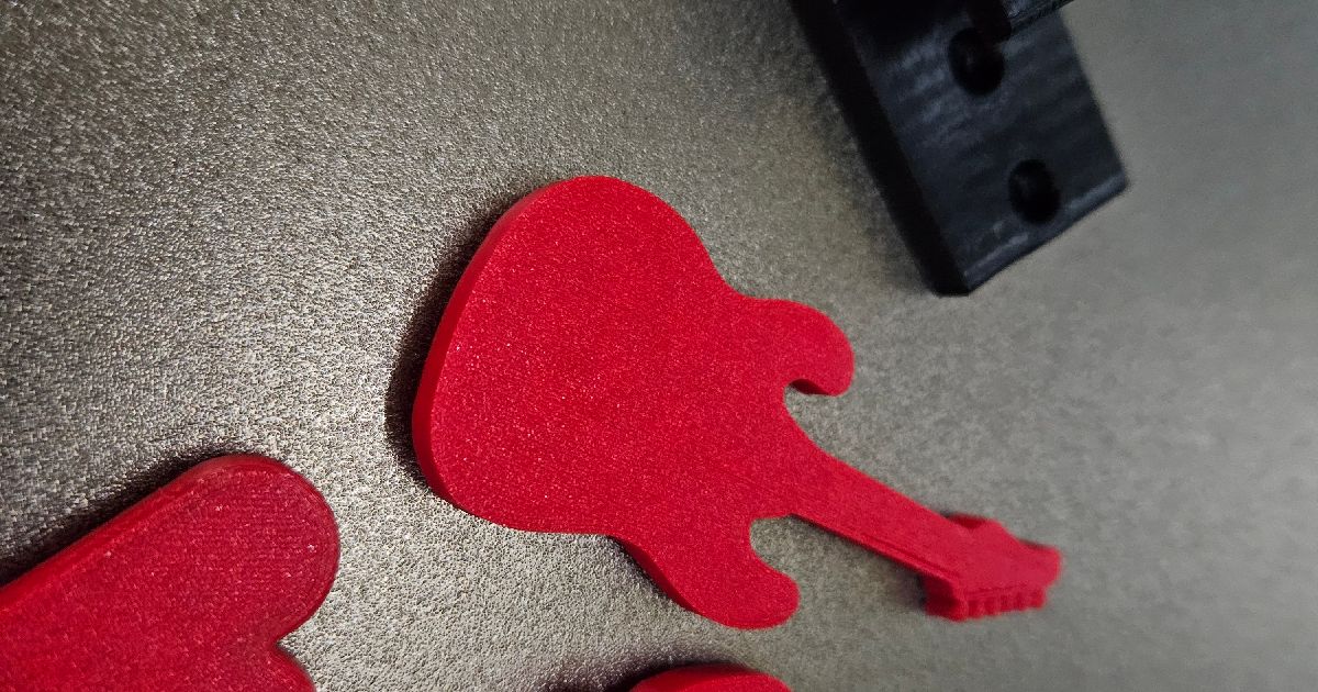 Wall Hanger with Various Screw Covers by PieterV3D | Download free STL ...