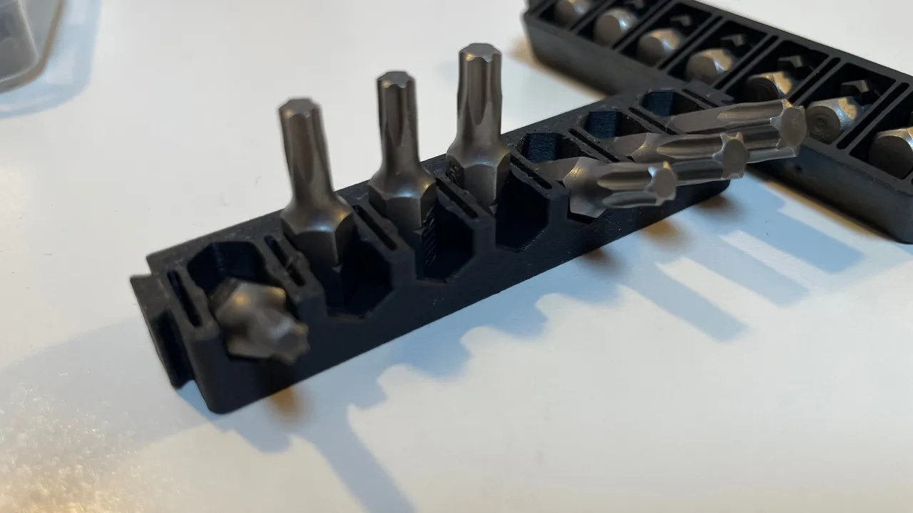 DeWalt Bit holder Tough Case by Matteo Soligo | Download free STL model ...