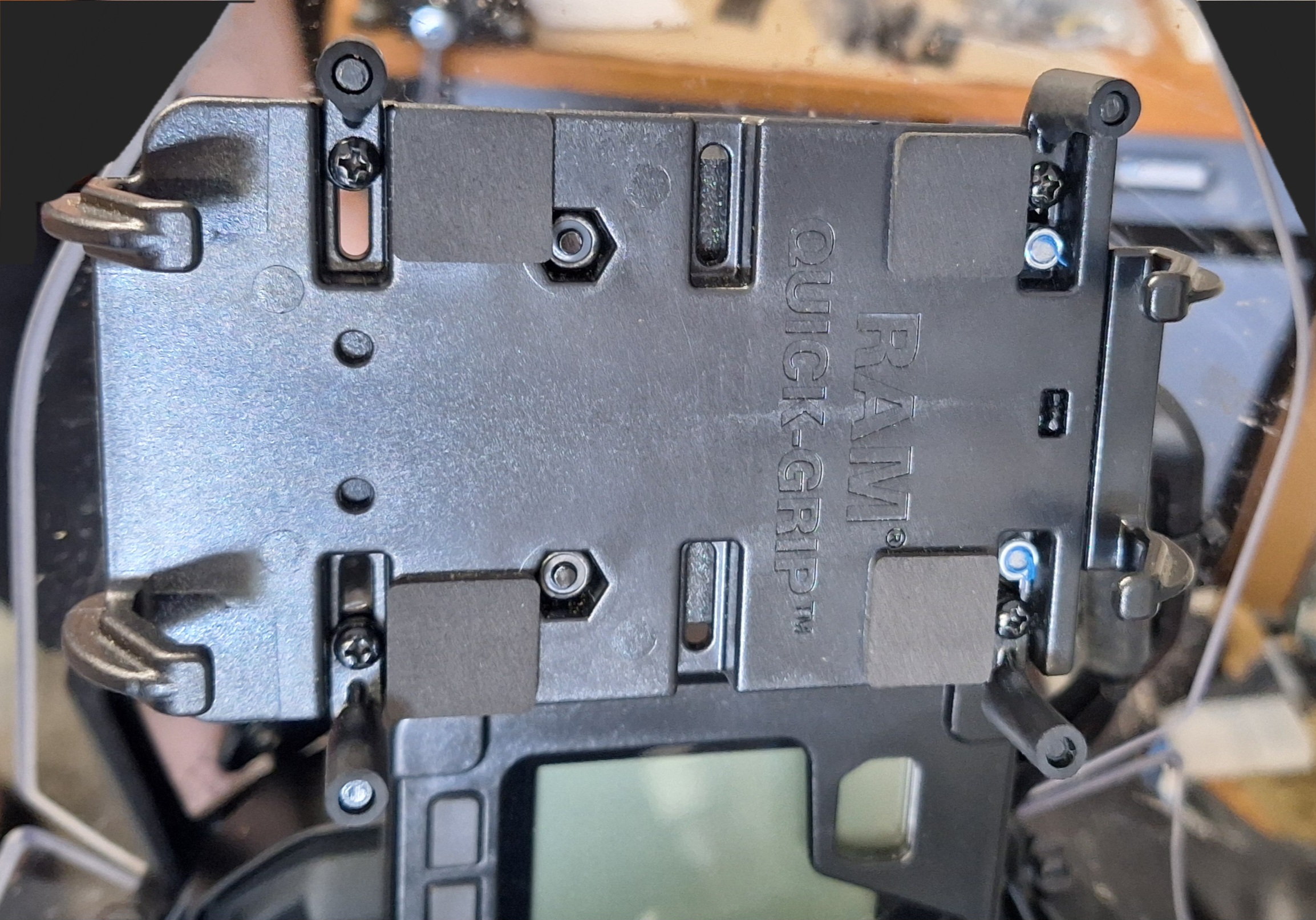 TomTom Rider to RAM Quick-Grip adapter by Maxime Bult | Download free ...