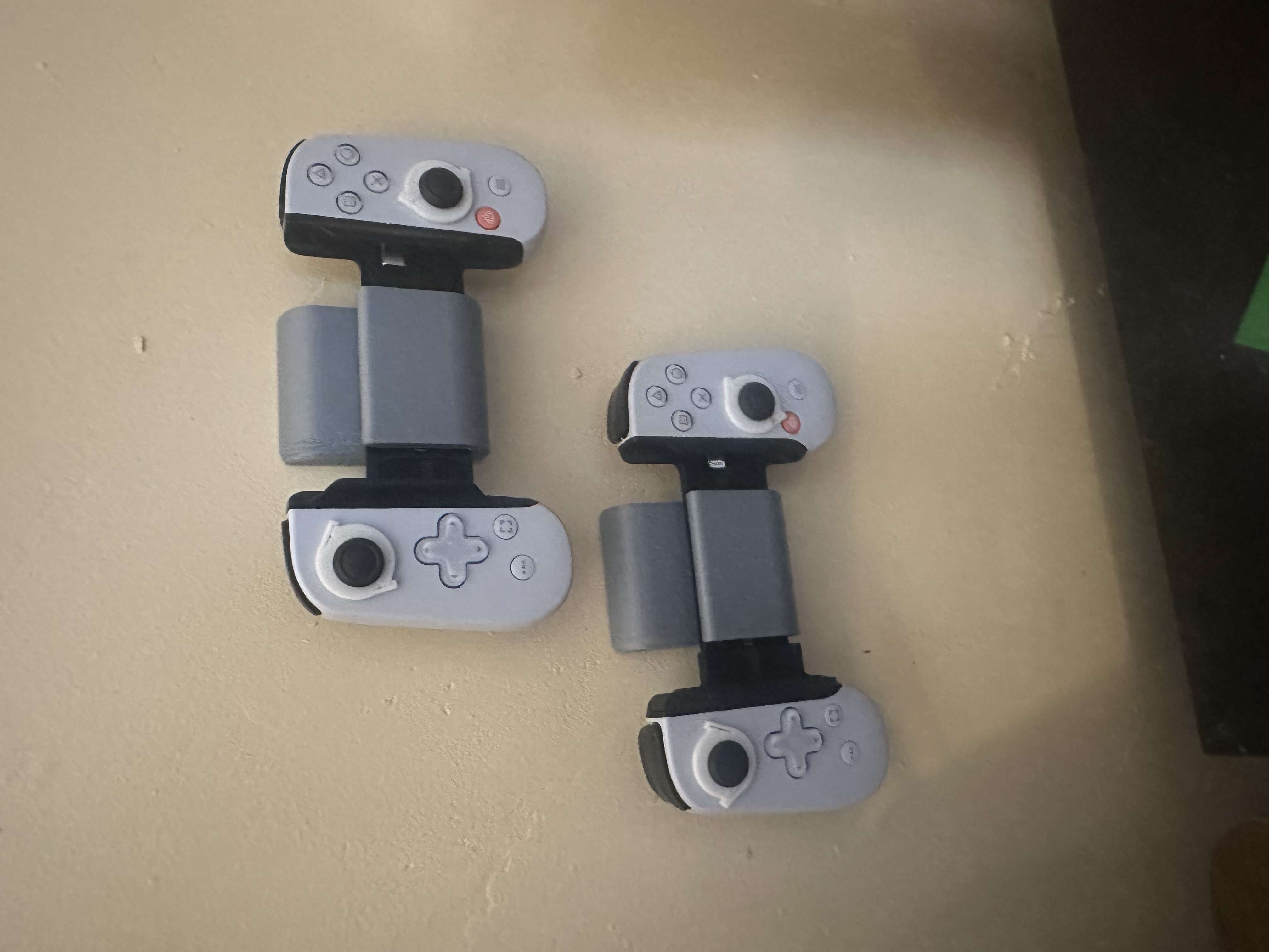 Backbone Controller Wall Mount by bepstein | Download free STL model ...