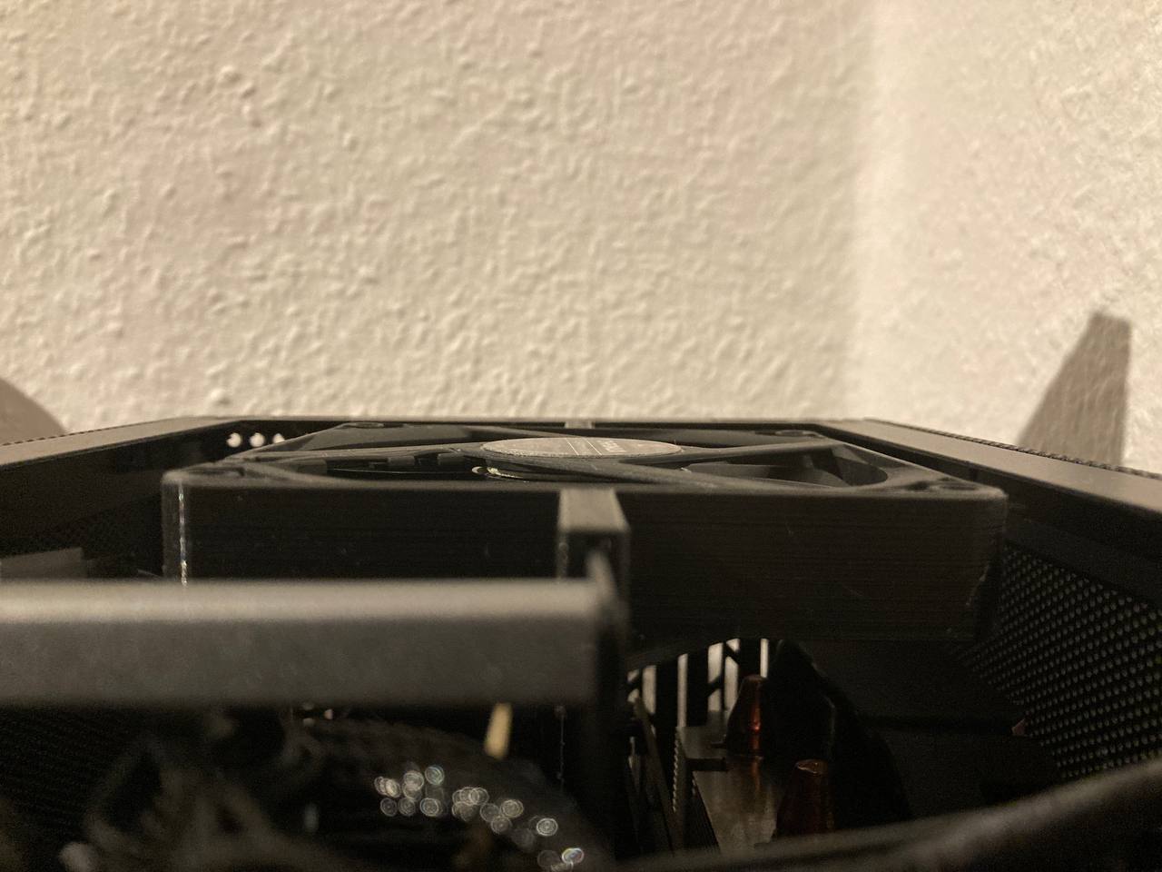 SSUPD Meshlicious Fan Mount 92mm by m1che1 | Download free STL model ...