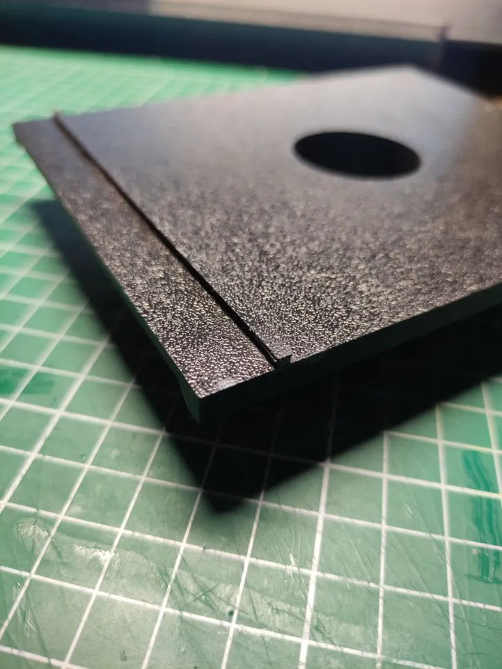 Nikon F Mount 4x5 Graflok Adapter by Vegatype | Download free STL model ...