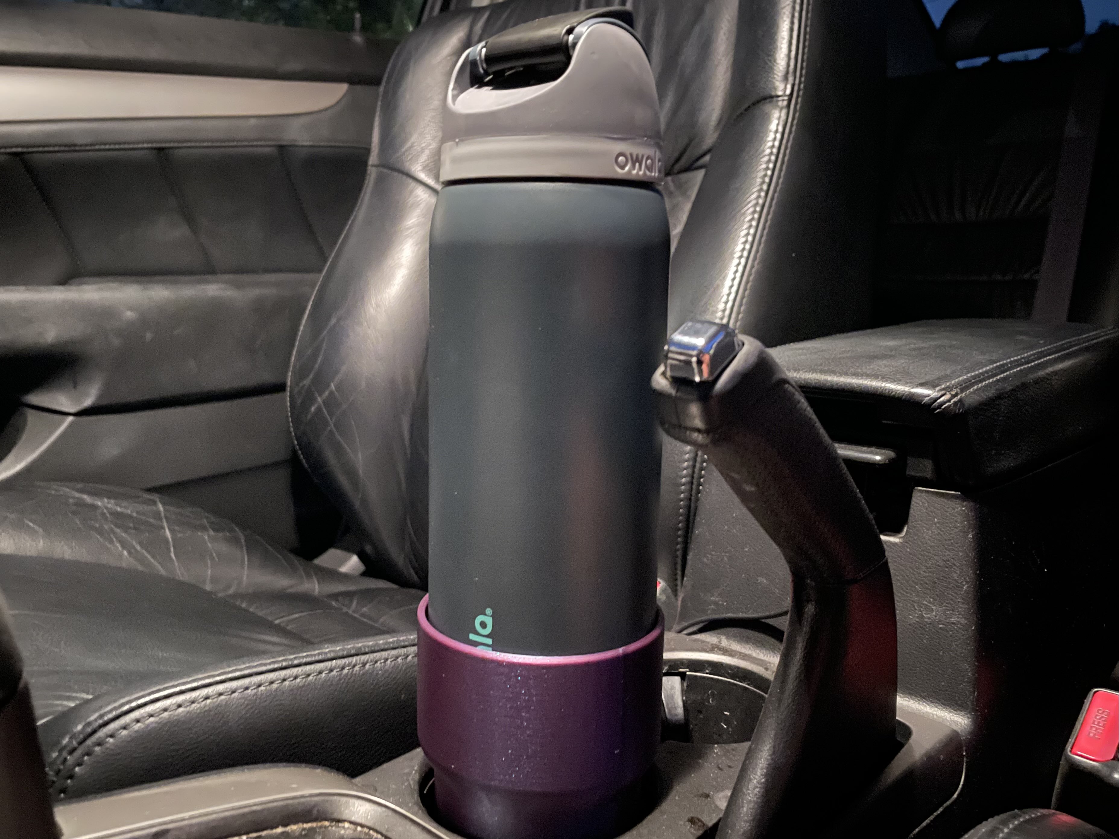owala FreeSip 32 oz Cup holder Adapter by Rizato | Download free STL ...