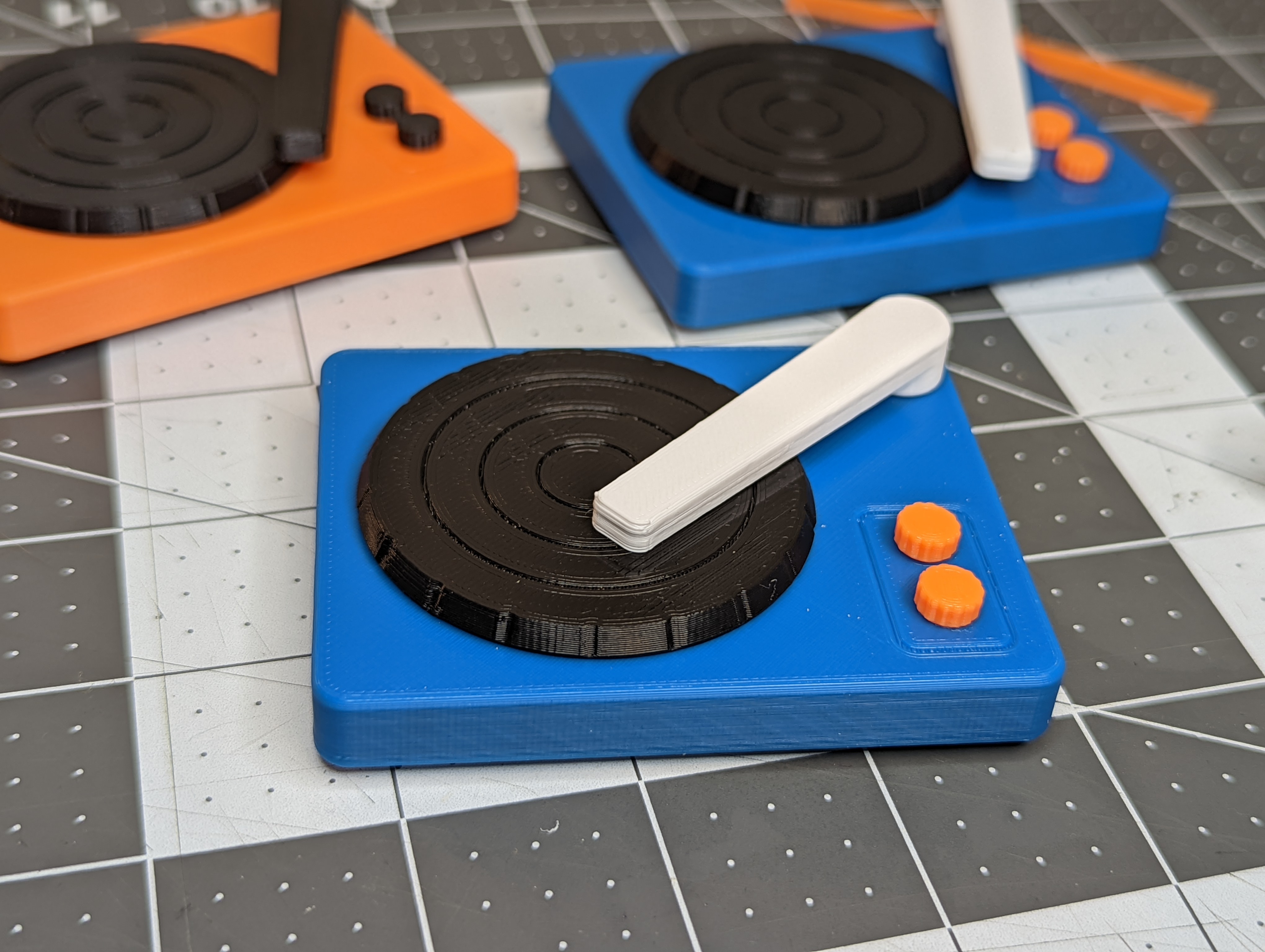 DJ Turntable / Record Player Mechanical Toy by kriswillcode | Download ...